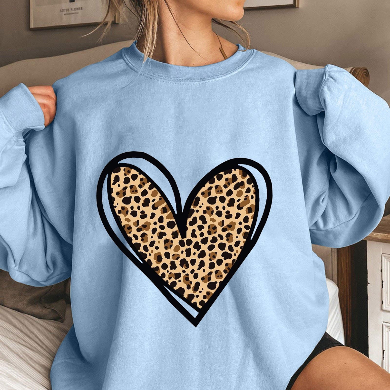 Ayolanni Long Sleeve Womens Sweatshirts Blue Crew Neck Leopard Print ...
