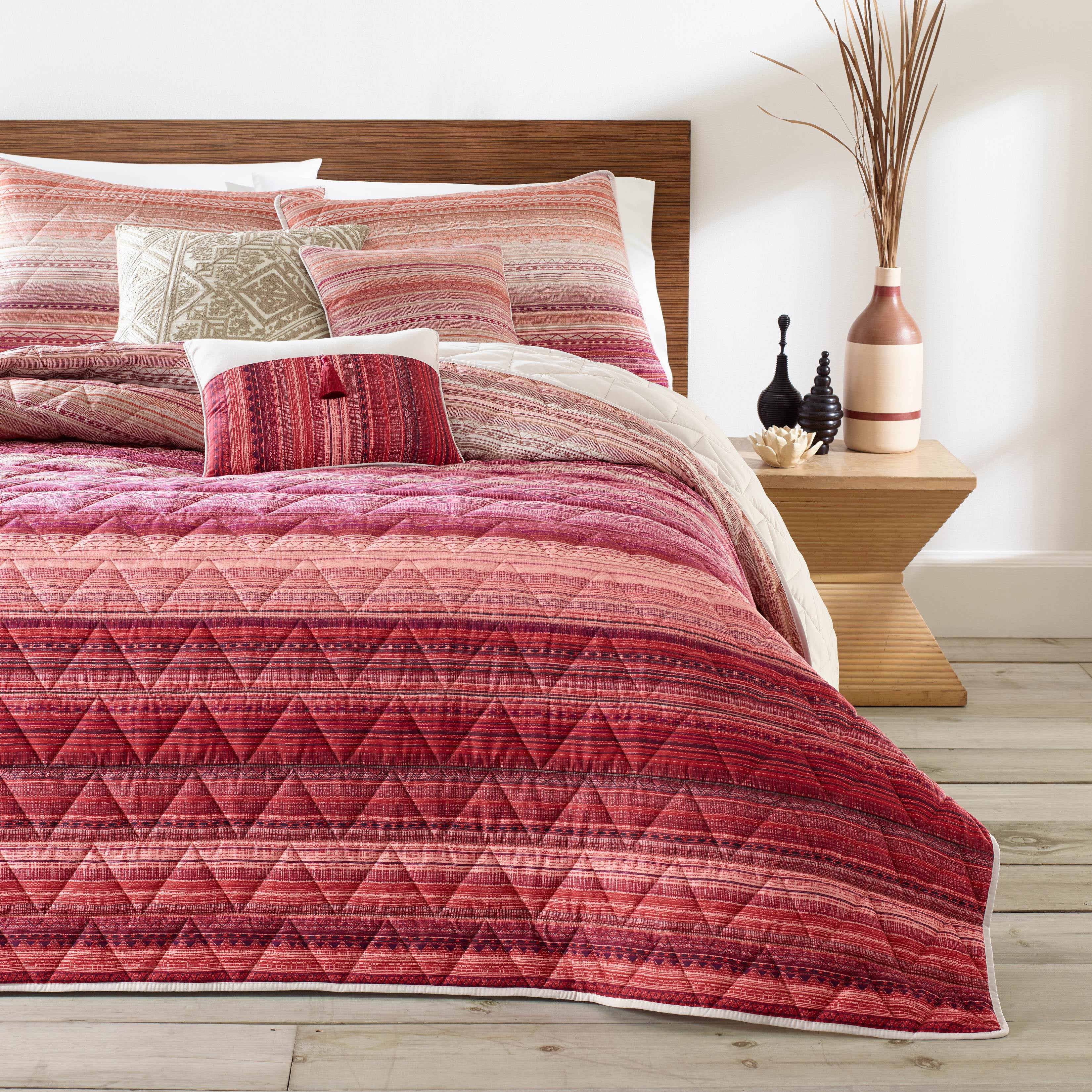 Azalea Skye Diya Quilt Set, Full/Queen - Walmart.com