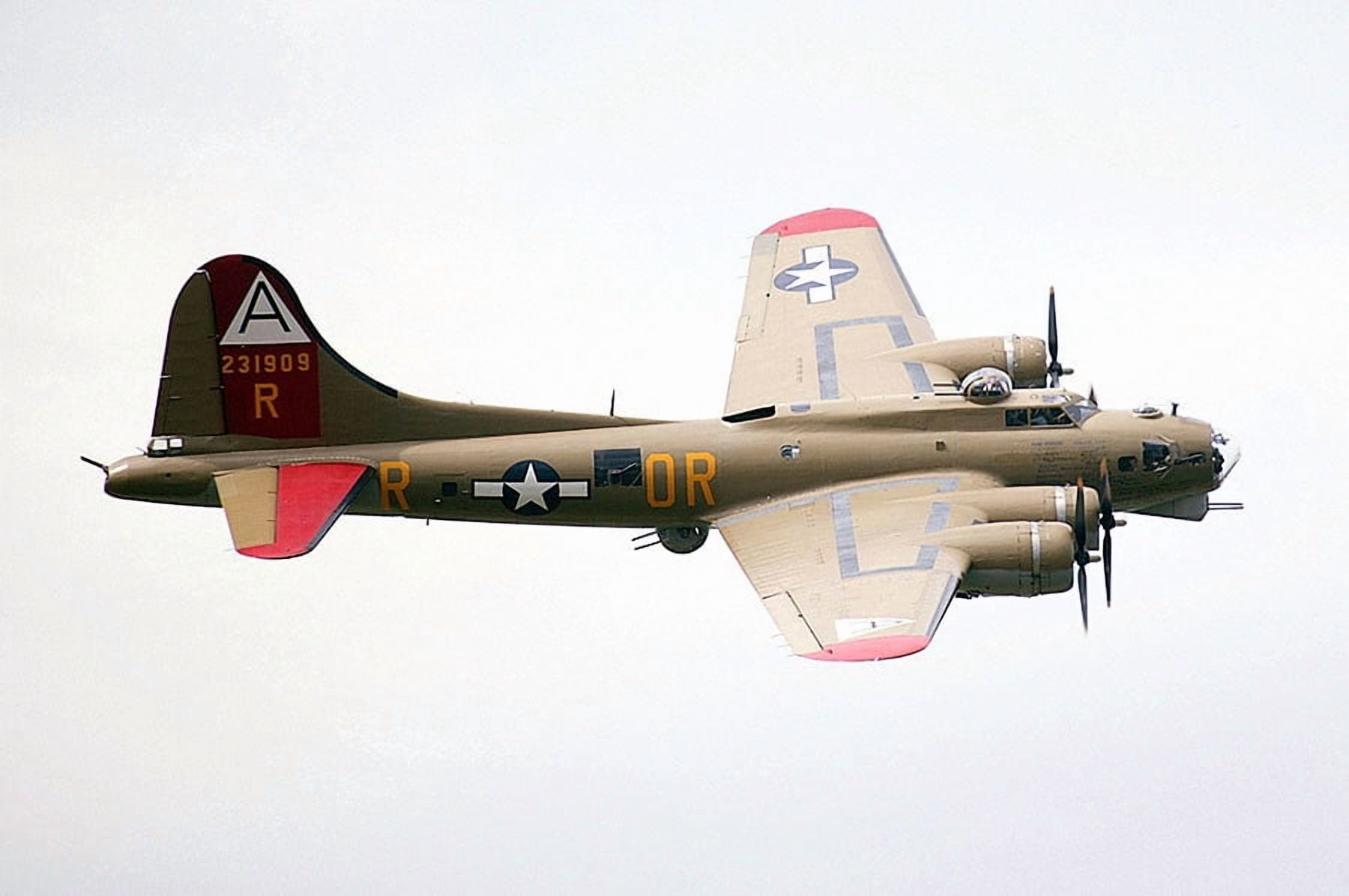 B-17 Flying Fortress WWII Bomber - 12x18 Inch Laminated Aviation Poster ...