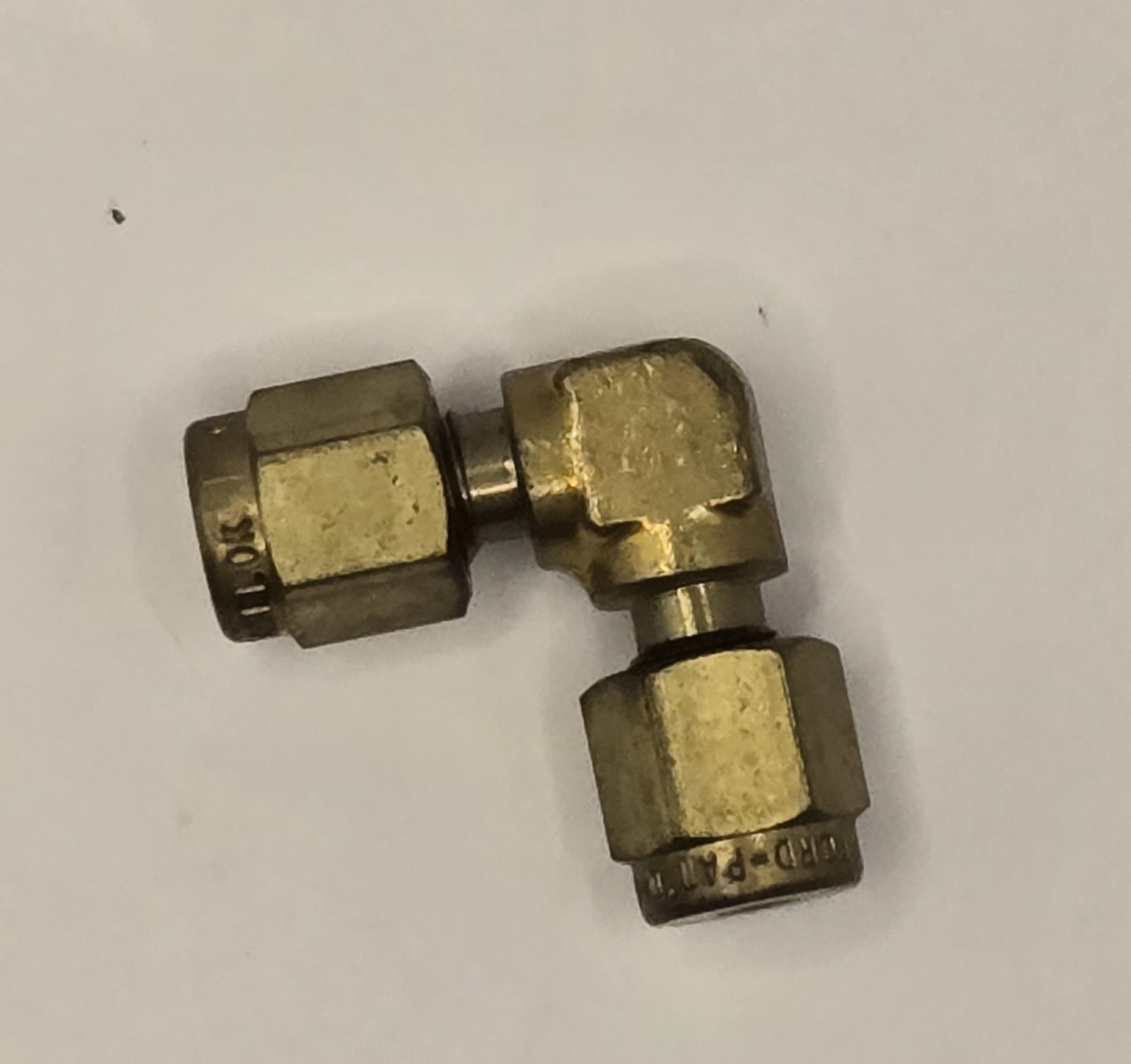 B-200-9 | Swagelok Union Elbow, 1/8" Tube : OD Compression, Brass ...