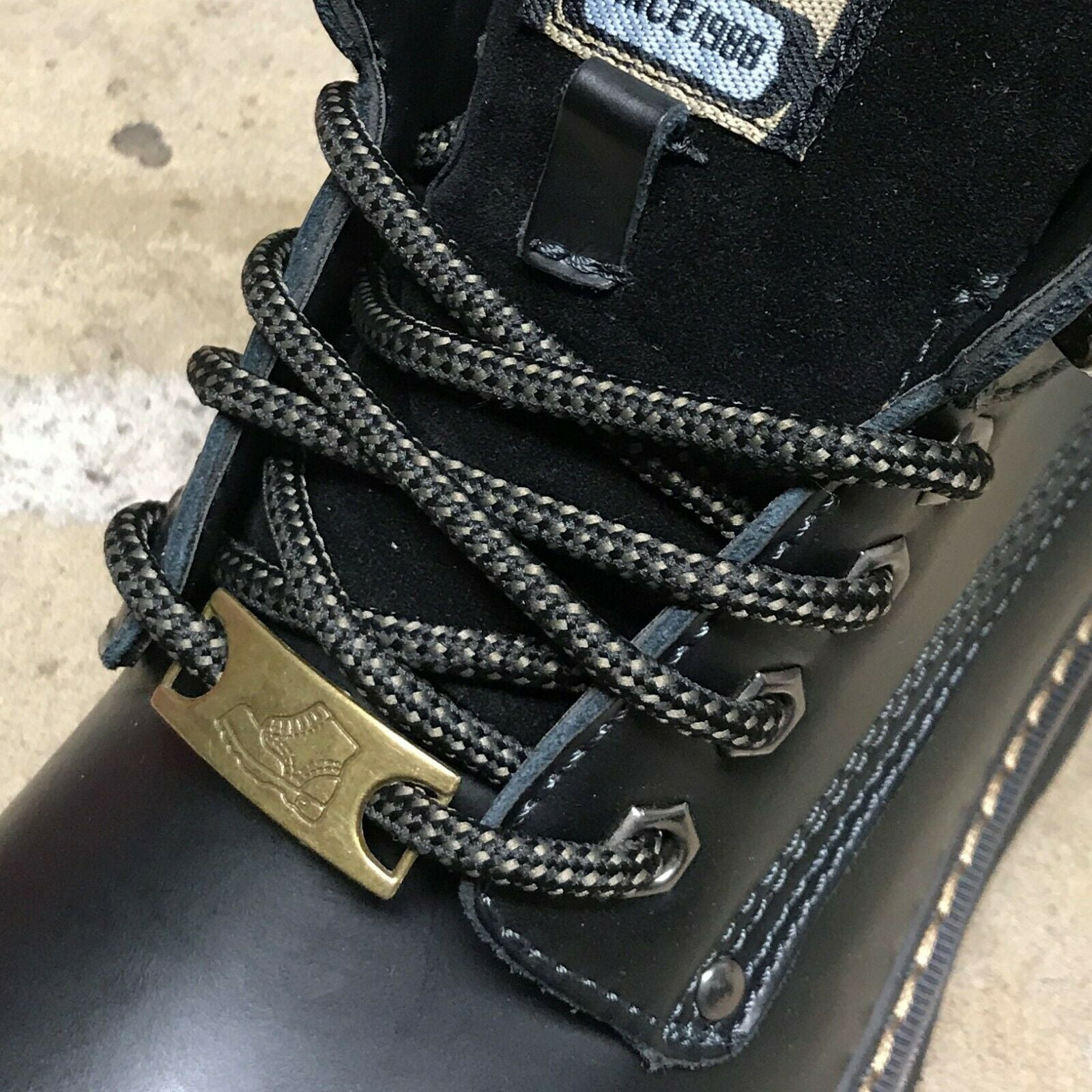 B&Q 4 Pairs 5mm Thick Heavy Duty Black Brown Dot Round Boot Laces ...