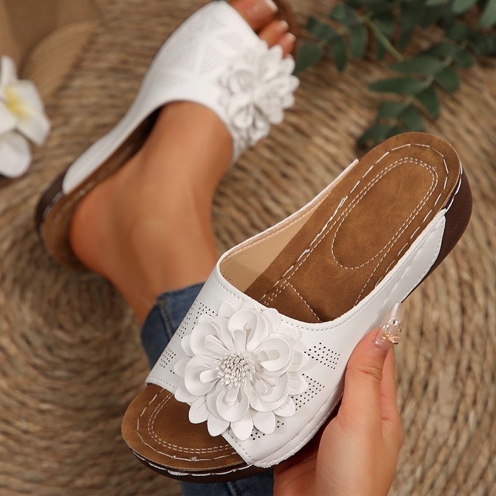 BADHUB Flower Sandals for Women With Arch Support Ladies Comfortable ...