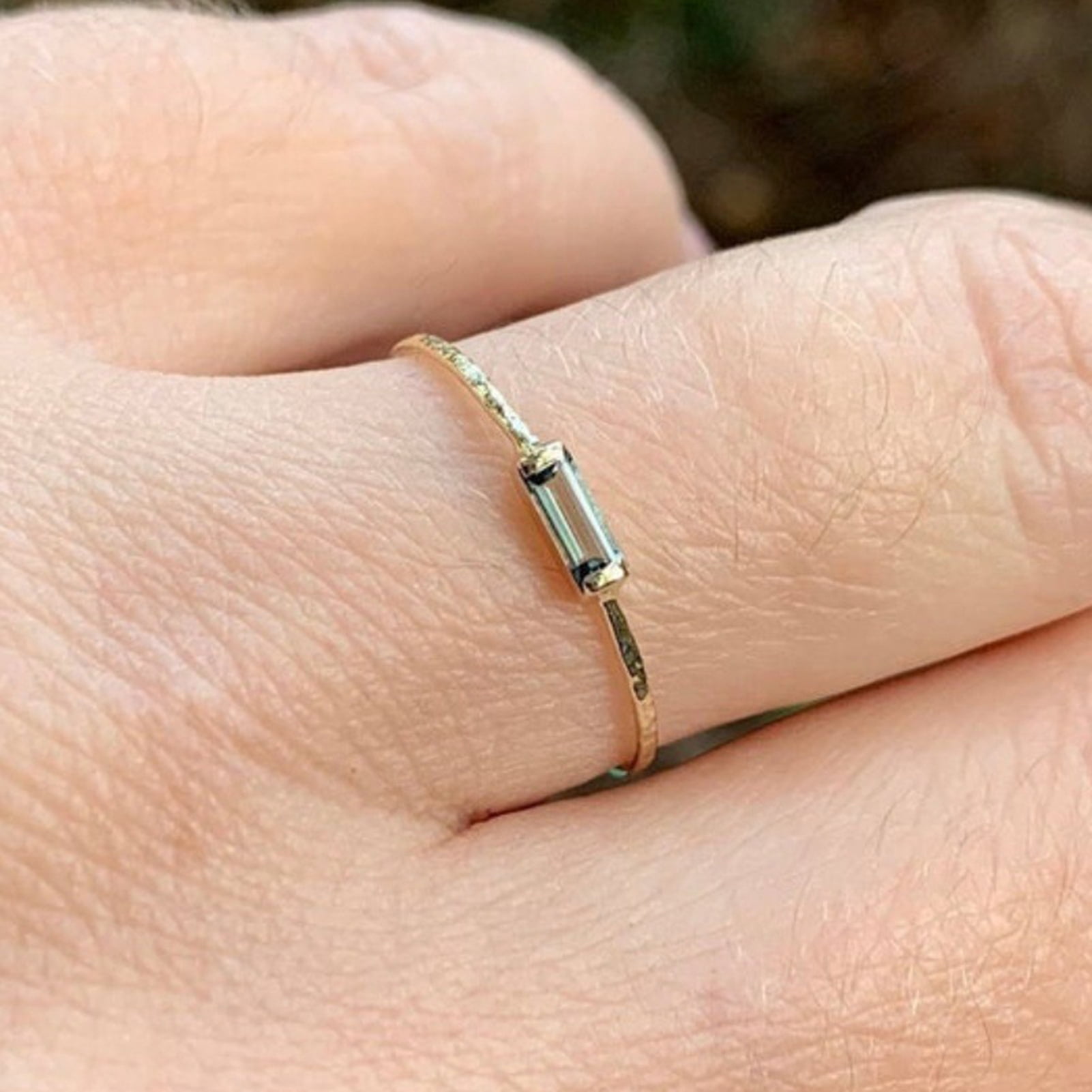 BAETEUY Finger Ring Retro Style Cubic Zirconia - Inlaid Thin Stackable Finger Band Polished ...