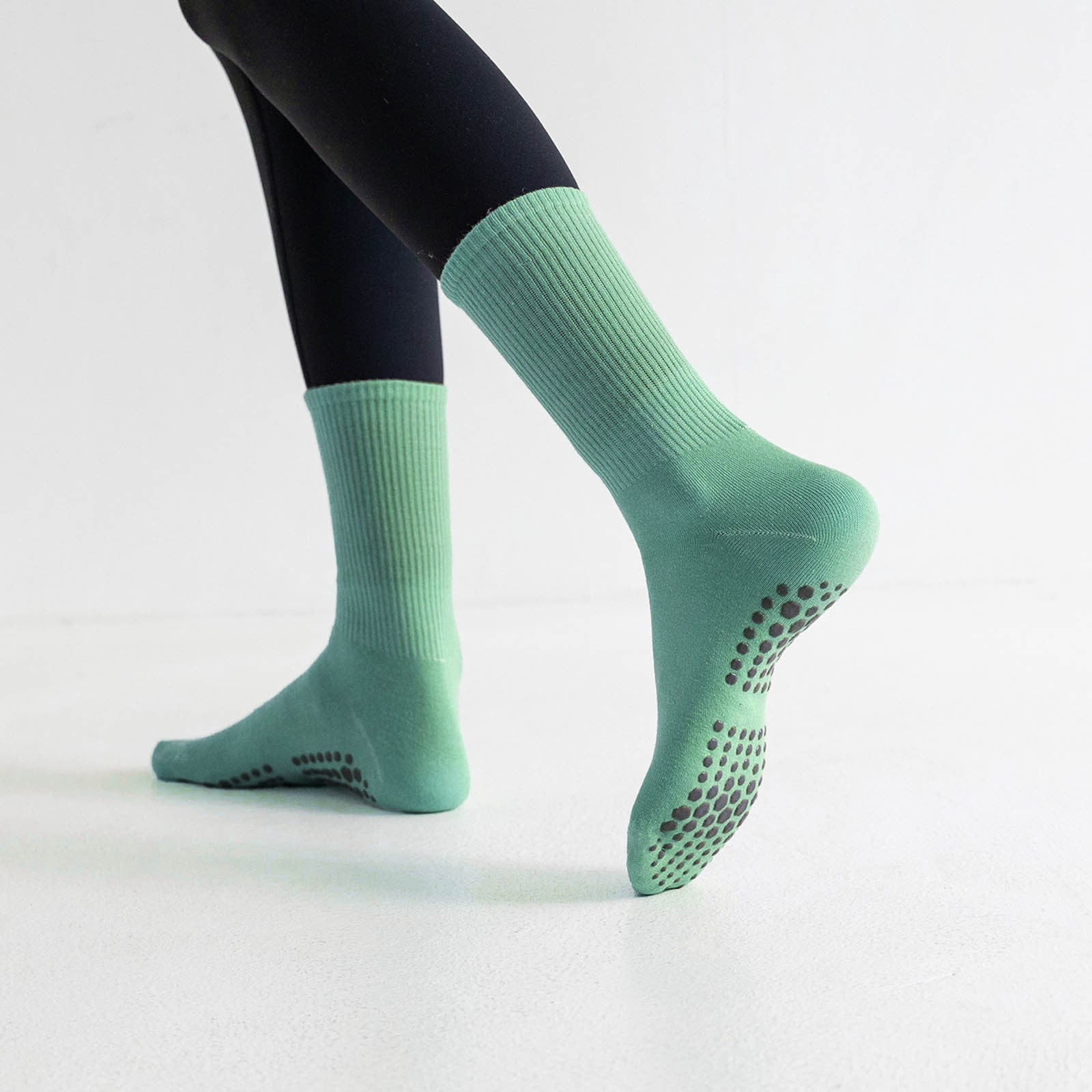 BAODANN Yoga Socks Women's Solid Color Mid Tube Socks Silicone Indoor ...
