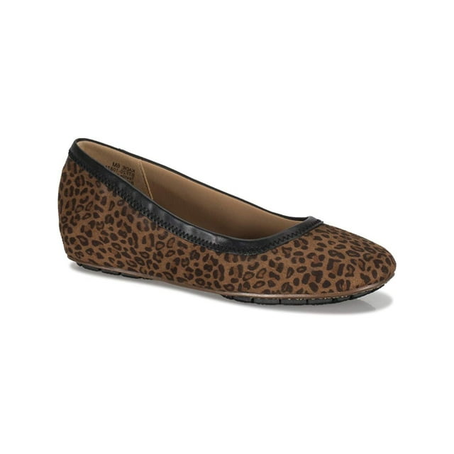 Baretraps Womens Brown Leopard Print Hidden Heel Padded Kadie Round Toe