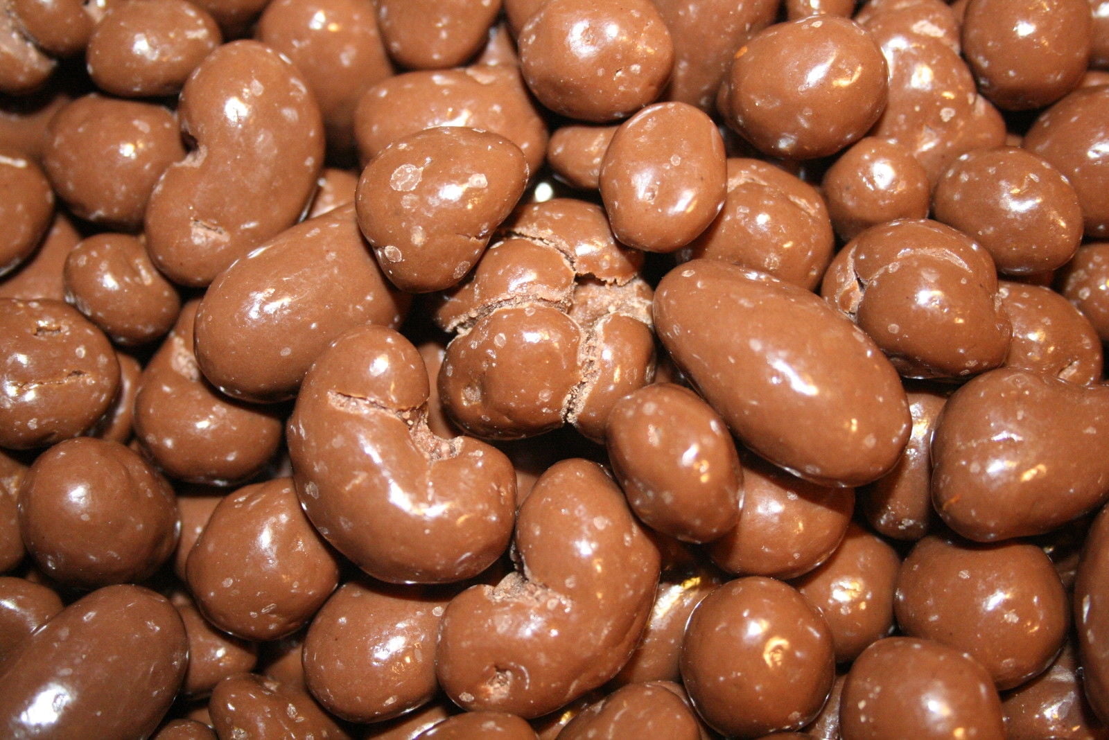Bayside Candy Milk Chocolate Bridge Mix, 1lb - Rich in Antioxidants ...