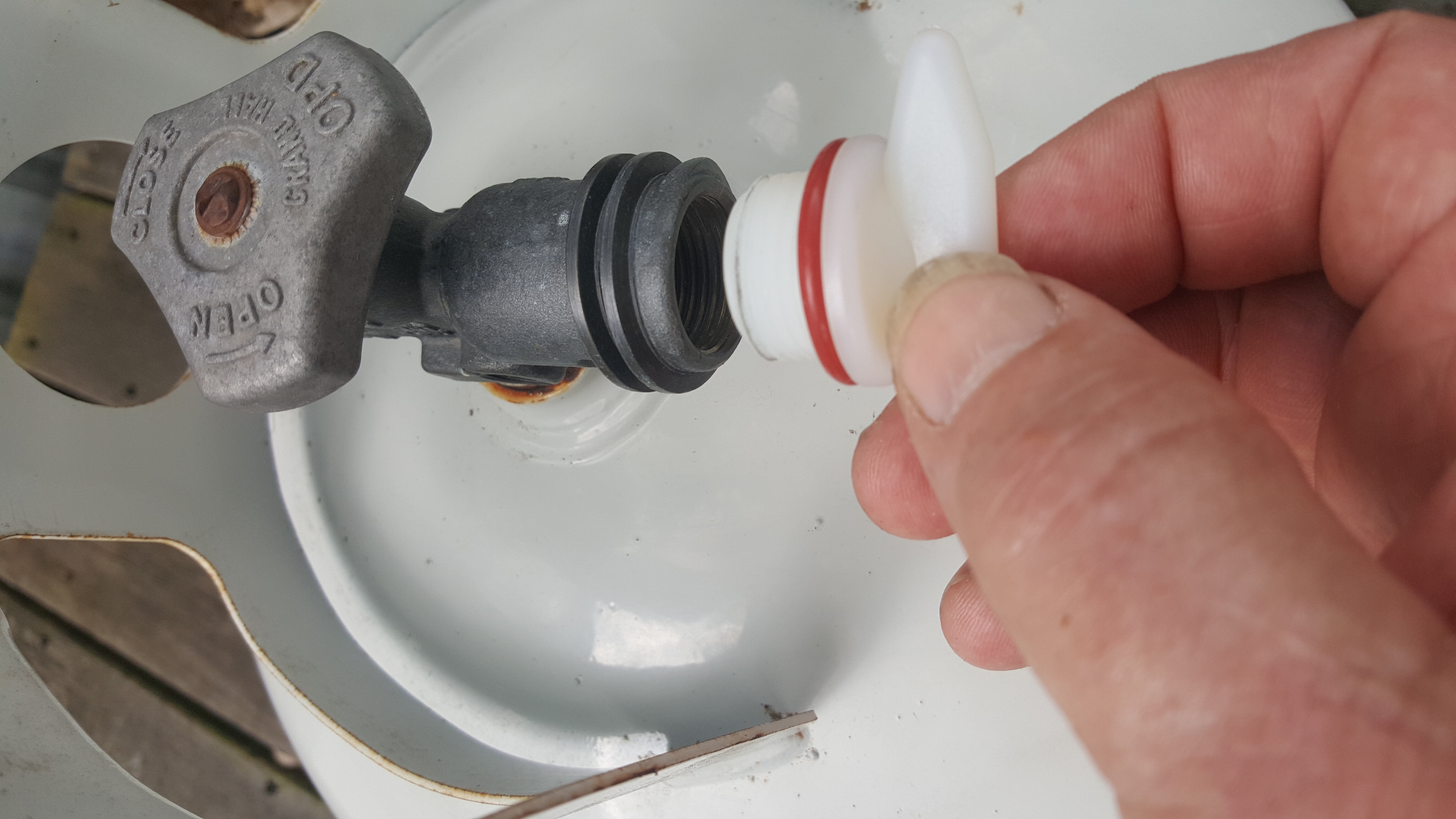 BBQ Grill Propane LP Tank Valve Threaded Plugs, 4-Pack, Fits 20-40 lb ...