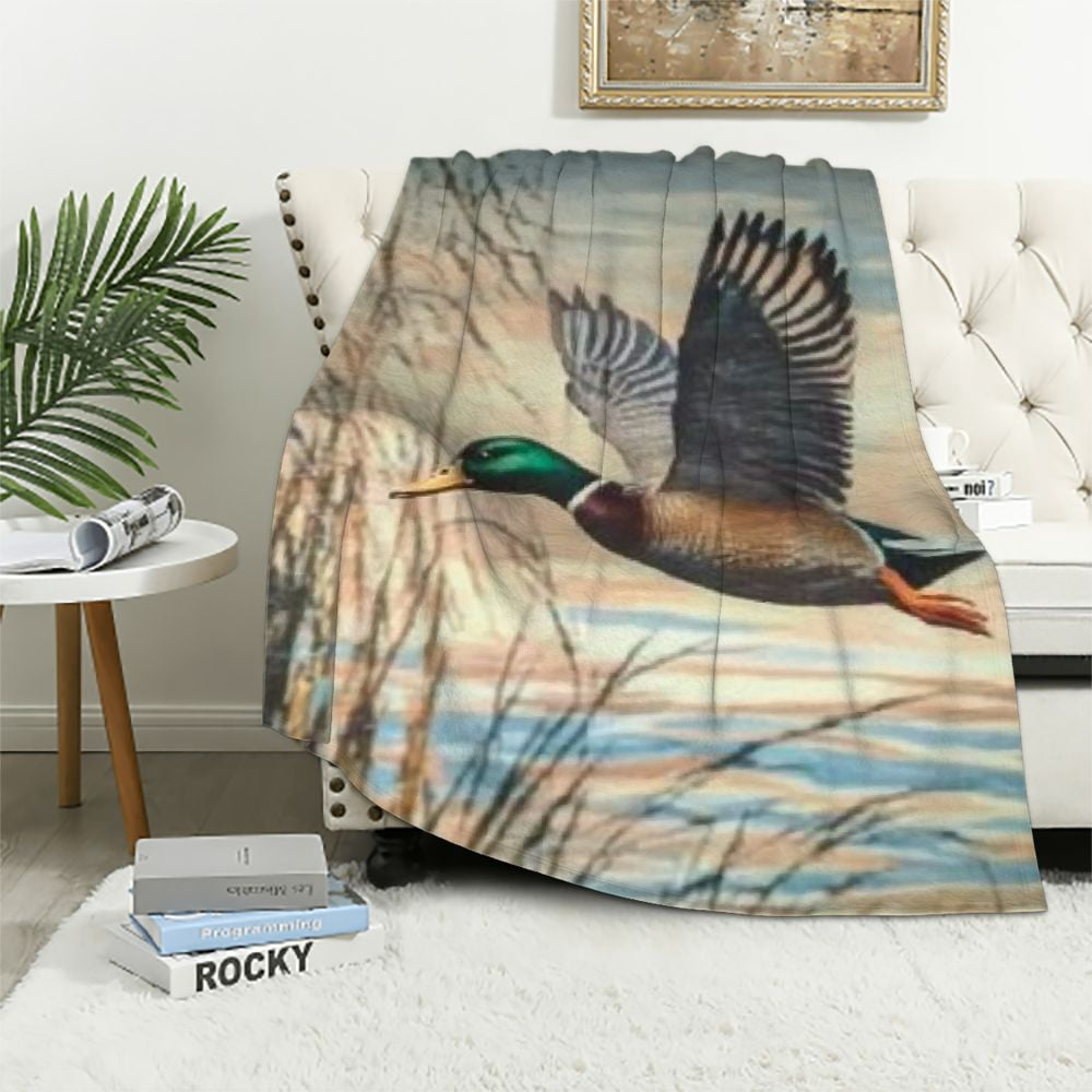 BCIIG Duck Flying Over Water Warm Lightweight Blanket Soft Fleece ...