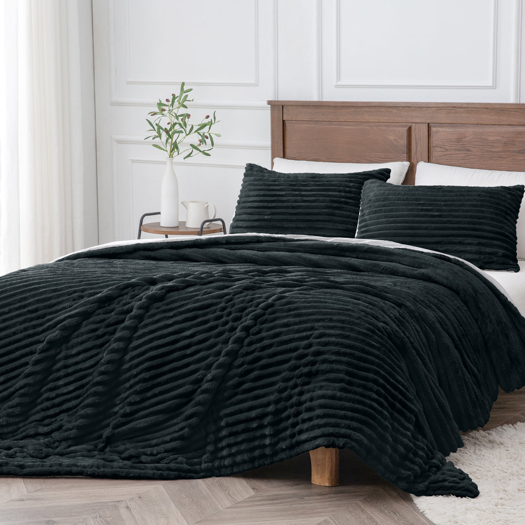 BEDELITE Fleece King Comforter Set -Super Soft & Warm Fluffy Black ...