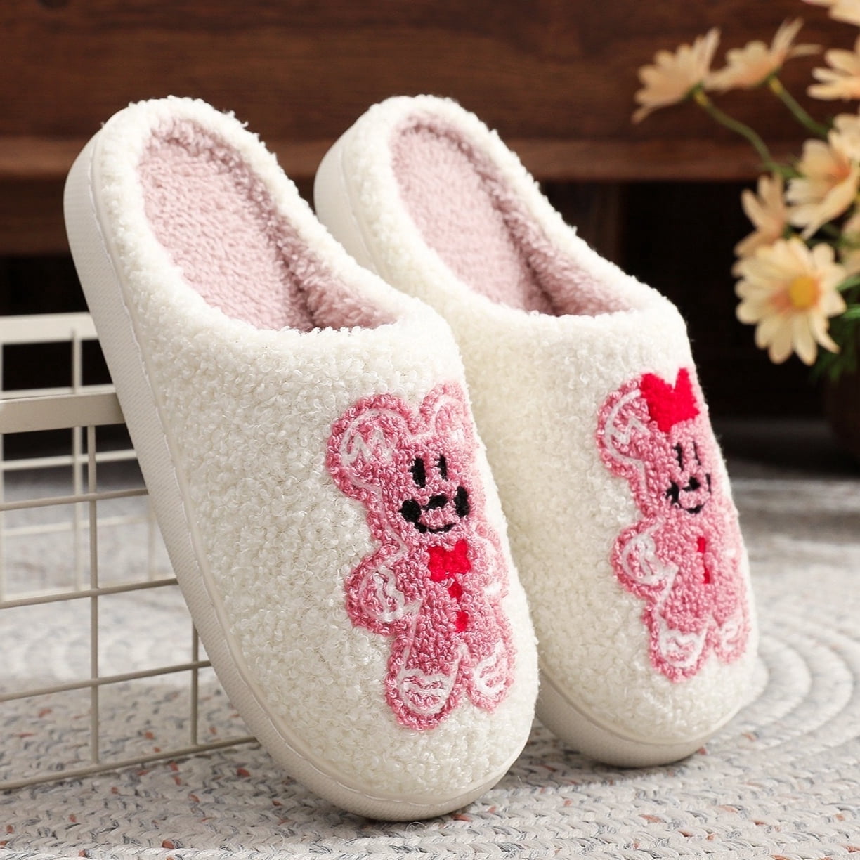 BERANMEY Cute Christmas Slippers for Women & Men Plush Fuzzy Holiday ...