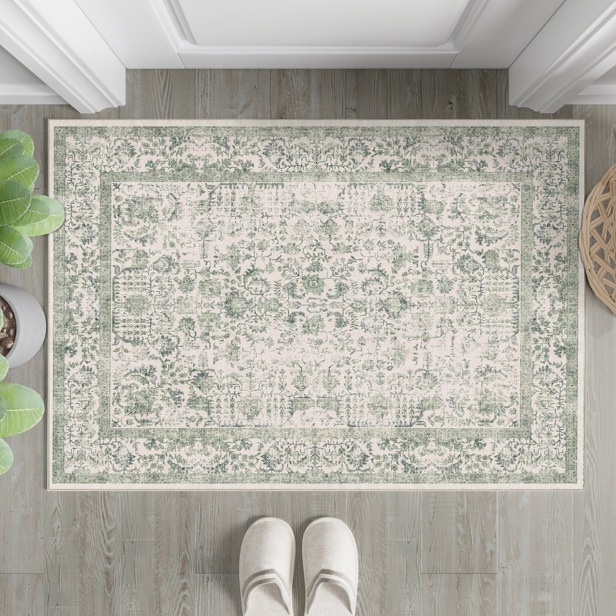 Berthmeer 2'x3' Green Oriental Vintage Polyester Rug, Machine Washable ...