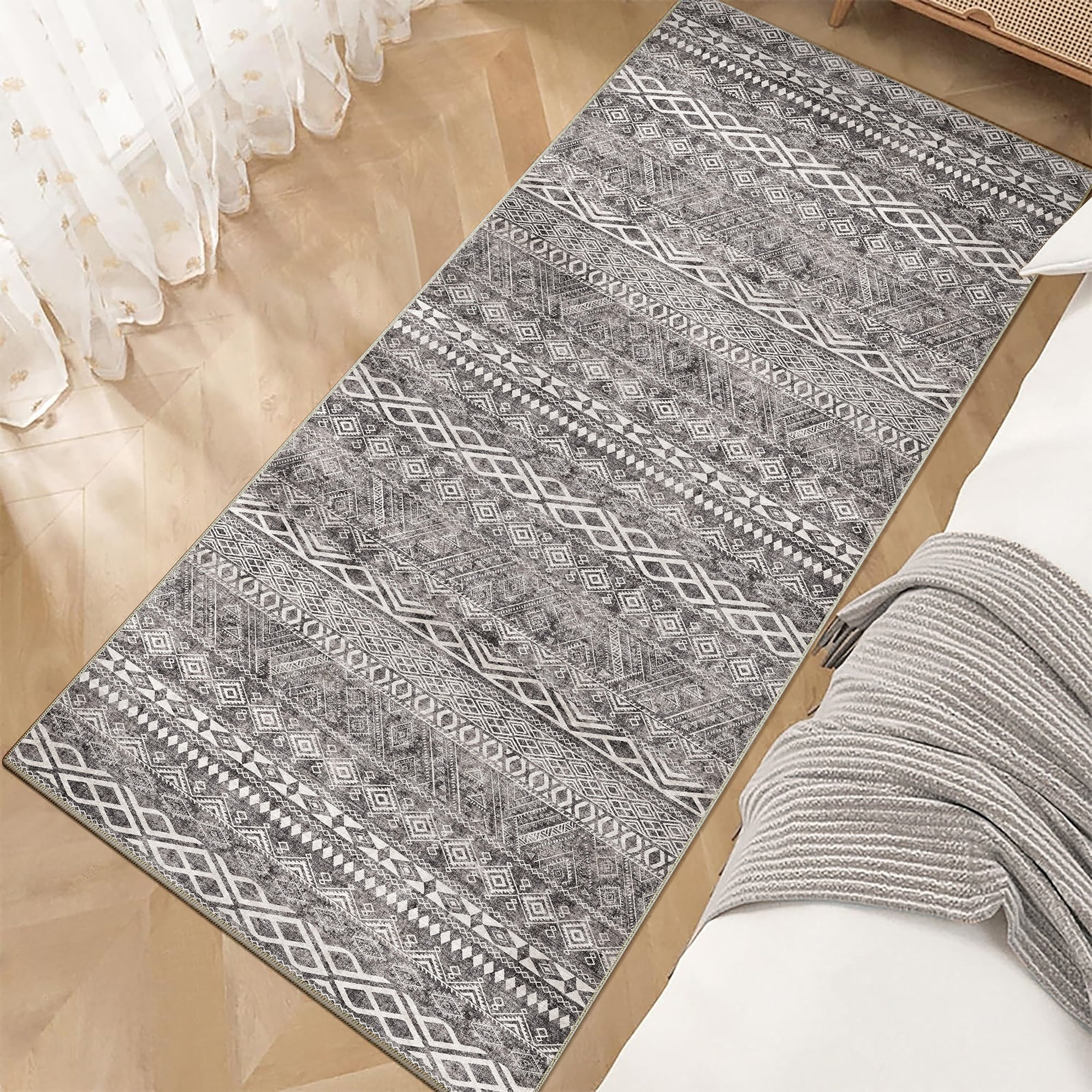Berthmeer 2'x6' Washable Boho Runner Rug, Gray, Distressed Moroccan ...