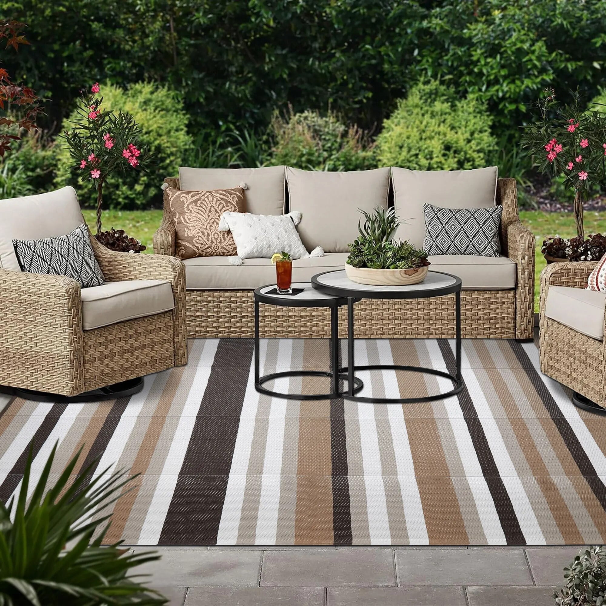 BERTHMEER 5'x8' Waterproof Outdoor Rugs, Plastic Patio, Camping, Porch ...