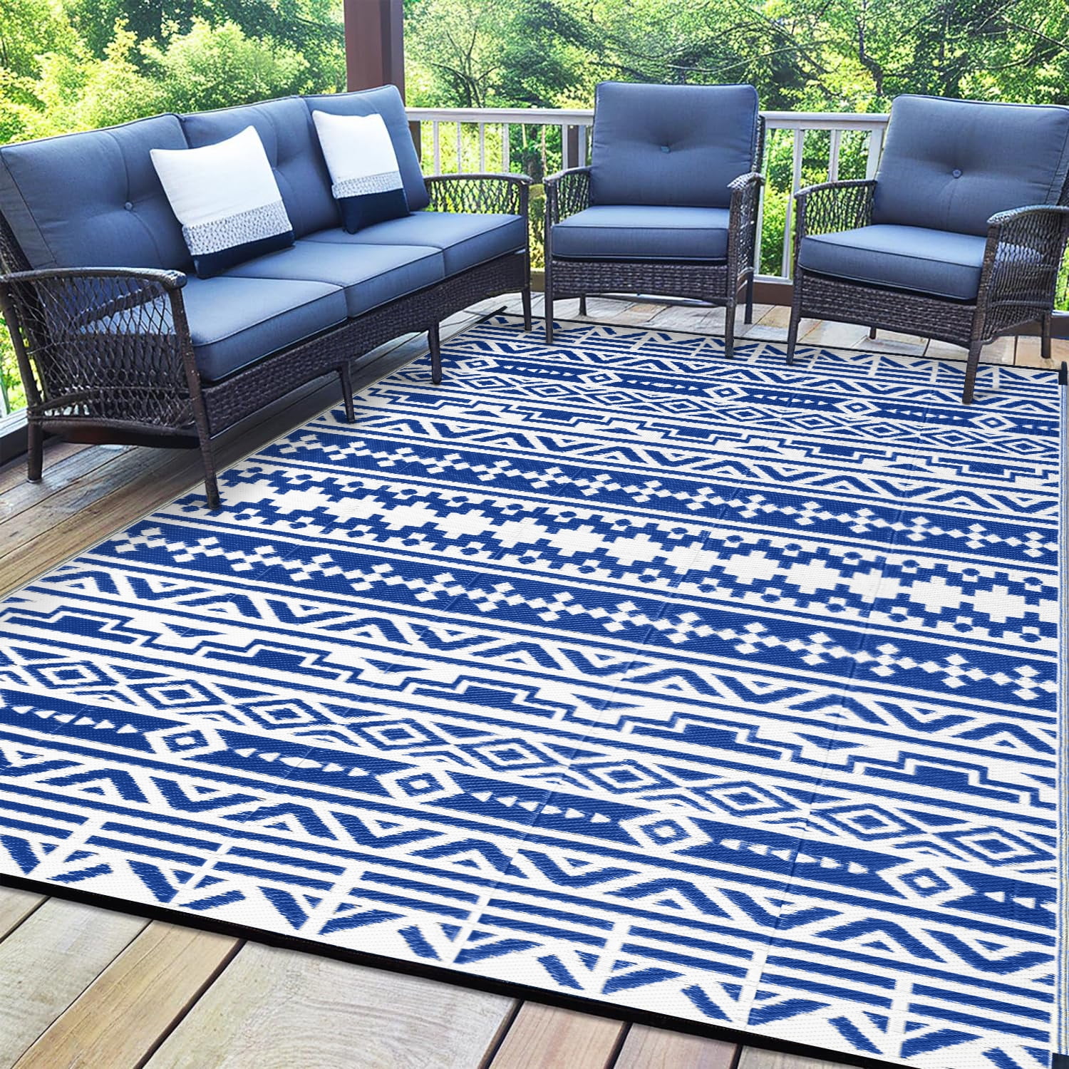 Free Shipping! BERTHMEER Blue and White 6x9 ft Outdoor Area Rugs ...