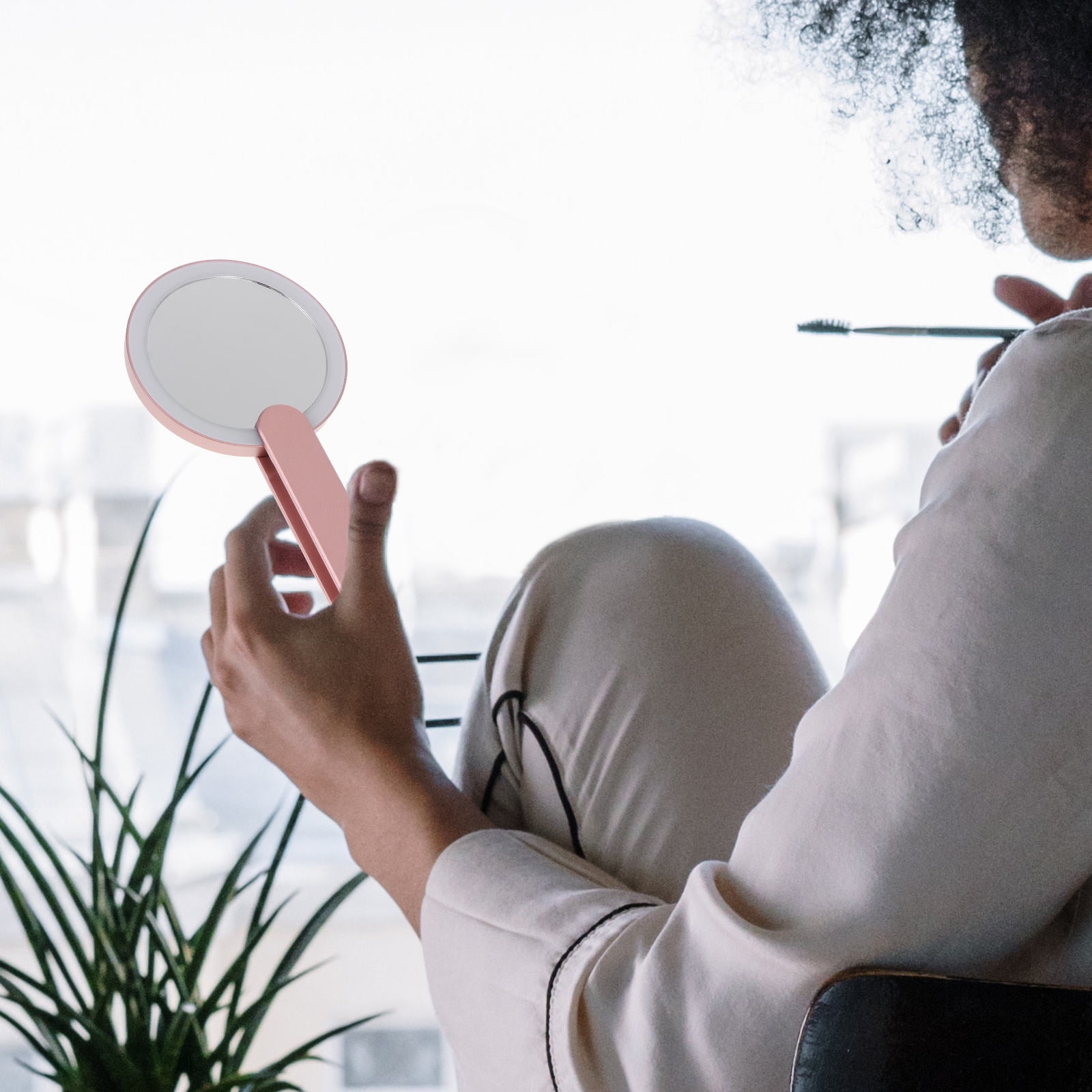 BESTYASH Portable Round LED Vanity Mirror with Golden Frame, Clear ...