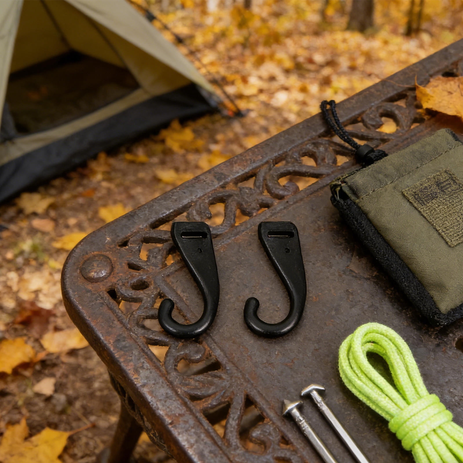 BESTYASH 20Pcs Black Plastic Canopy Hanging Hooks for Tent Stable ...