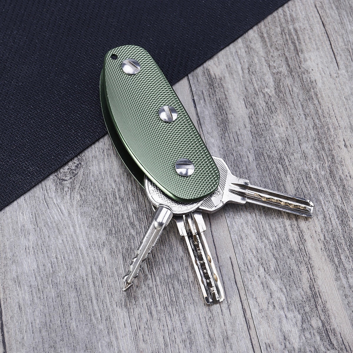 BESTYASH Aluminum Key Holder Clip Key Hanger Green for Everyday Carry ...