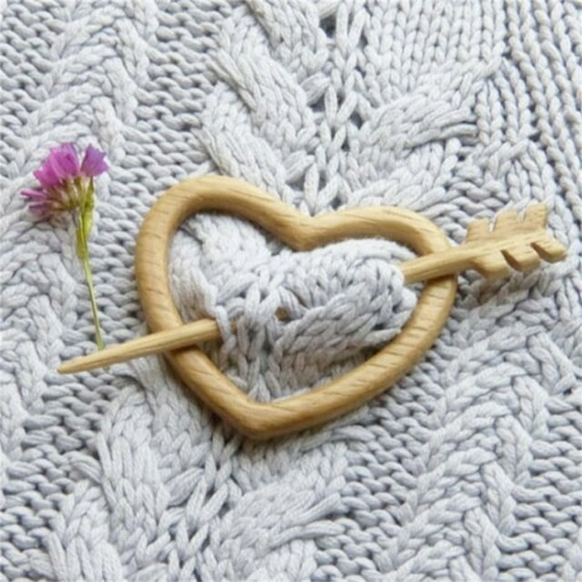 BICOASU Brooch Brooch Creative Couple Shape Brooch Wooden Pattern ...