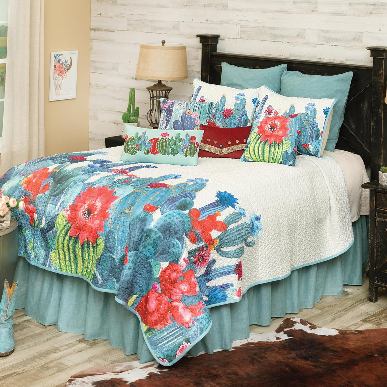 BLACK FOREST DECOR Blooming Desert Cactus Quilt Bed Set - Queen ...