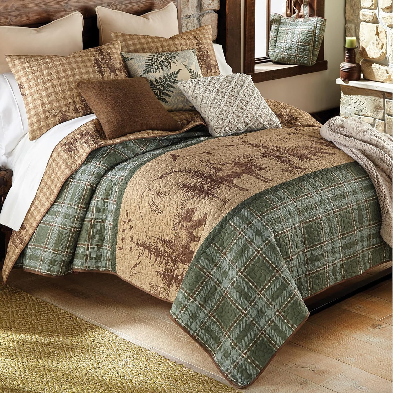 BLACK FOREST DECOR Woodland Sage Bear & Moose Wildlife Quilt Bed Set ...