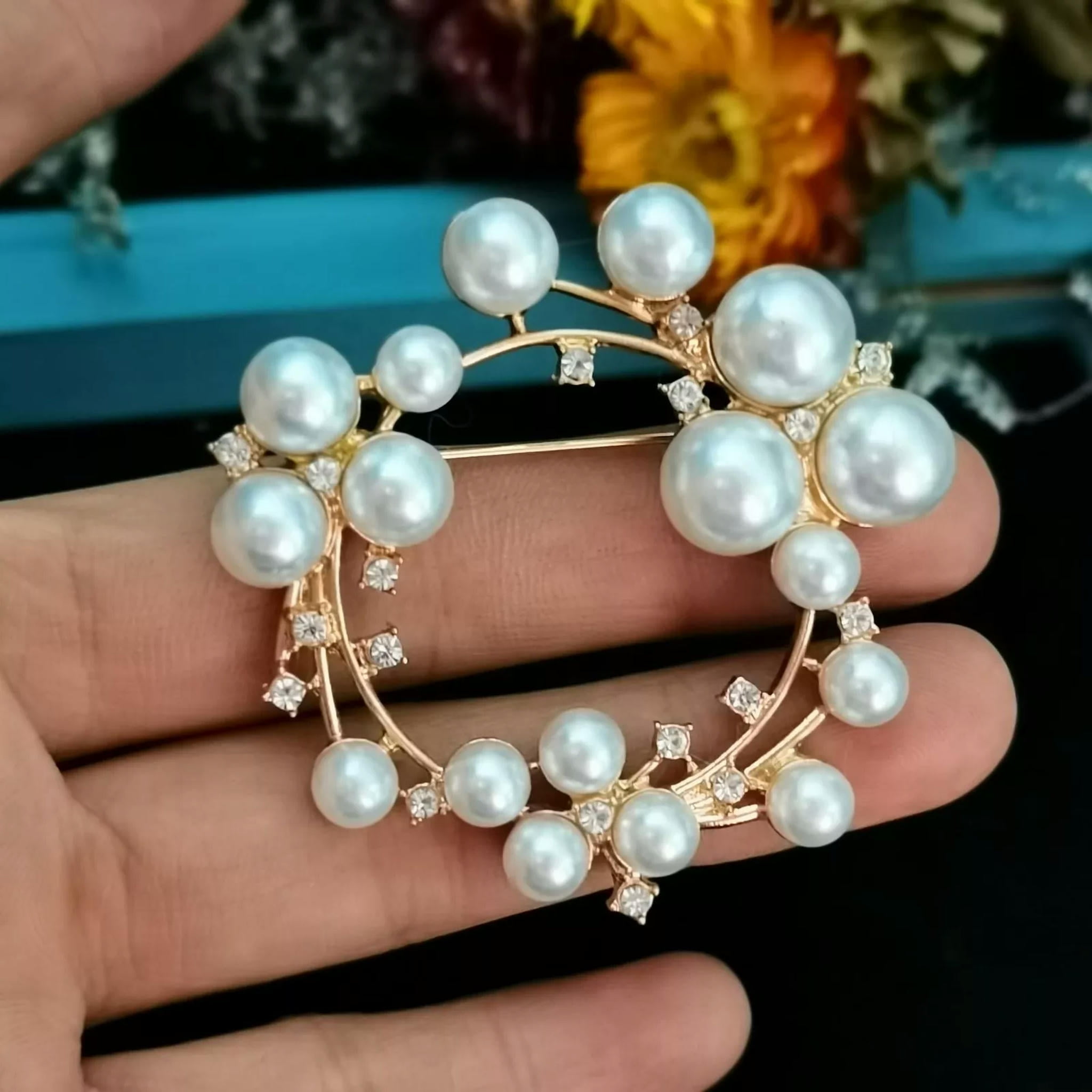 BLOPQ Art Deco Style Vintage Enamel Pearl Roundabout Brooch Badge Pin ...