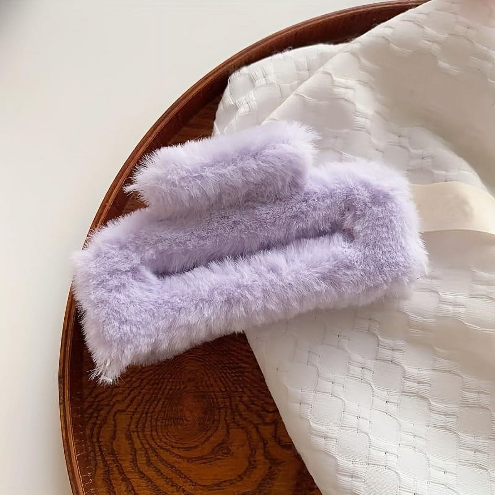 BLSCODE Plush Claw Clip for Thick Hair Cute Square Furry Claw Clips for ...