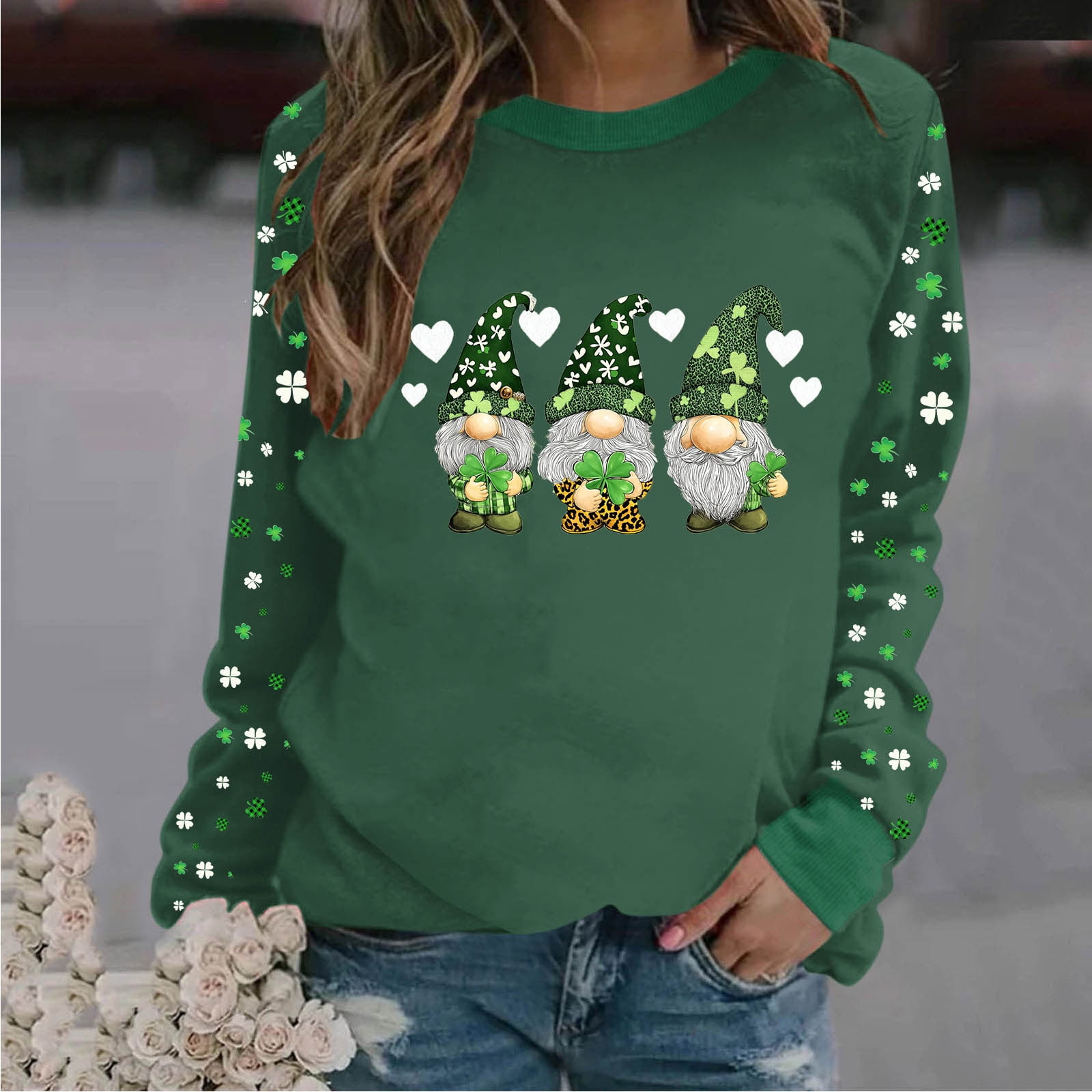 BLTIBY St. Patrick's Day Sweatshirts for Women Shamrock Shirt Clover ...