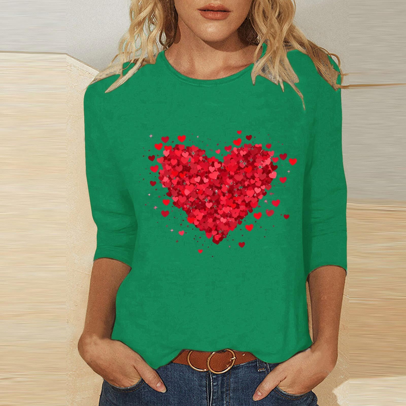 BLTIBY Valentine Sweatshirts for Women Love Heart Printed Pullover Top ...