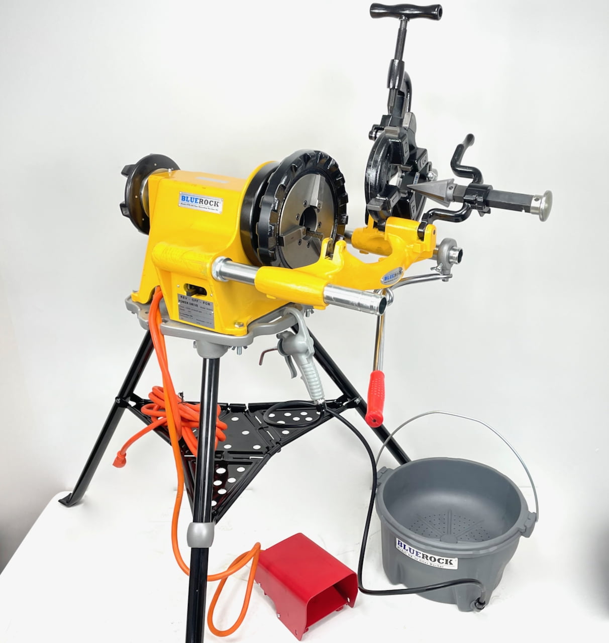 BLUEROCK PTM-300 Pipe Threading Kit includes PD-300 Power Drive, PTK ...