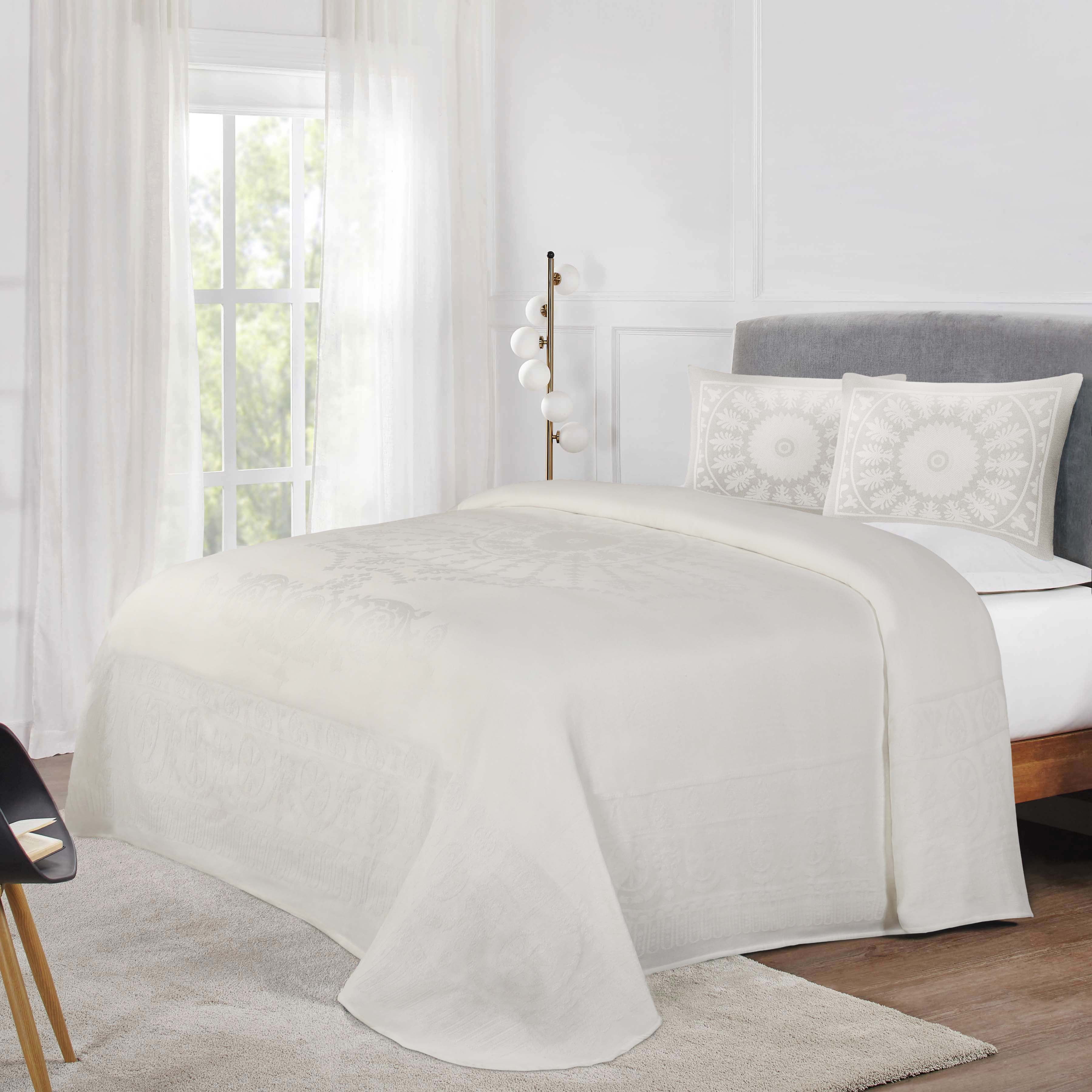 BNM Cotton Blend Classic Medallion Bedspread Set, Queen, Off White ...