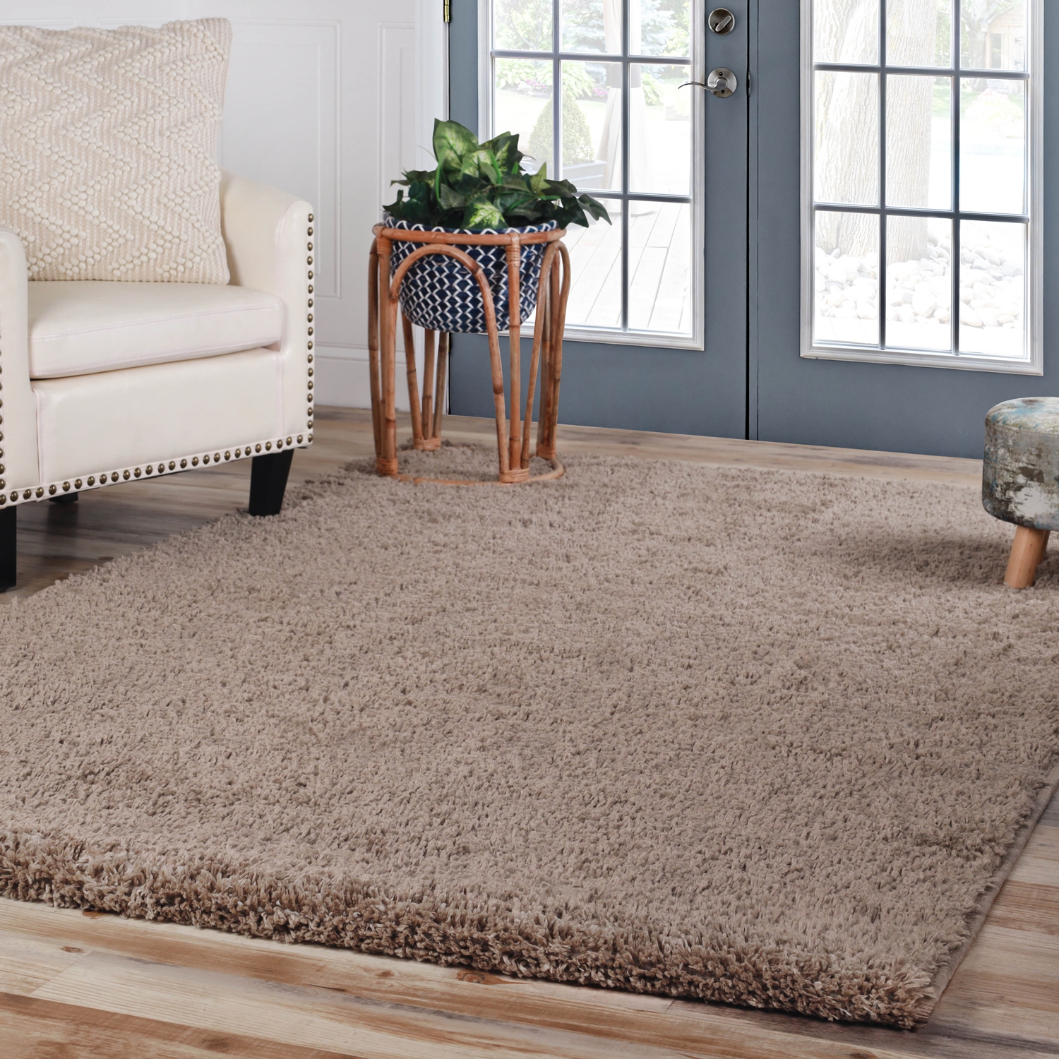 Super Area Rugs, Cozy Plush Solid Black Shag Rug , 2' 7" x 8' Runner ...