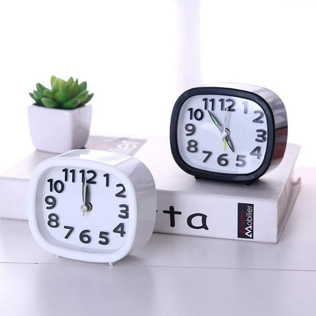 BOOBEAUTY Silent Alarm Clocks Bedside Non Ticking Battery Powered Table ...