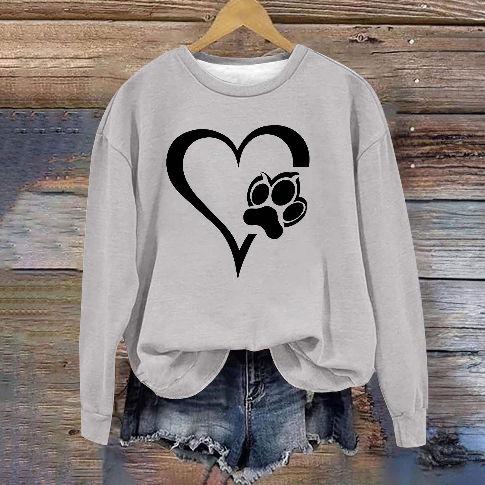 BSDJILFG Valentine Graphic Shirts for Women New Trendy 2025 Crew Neck ...