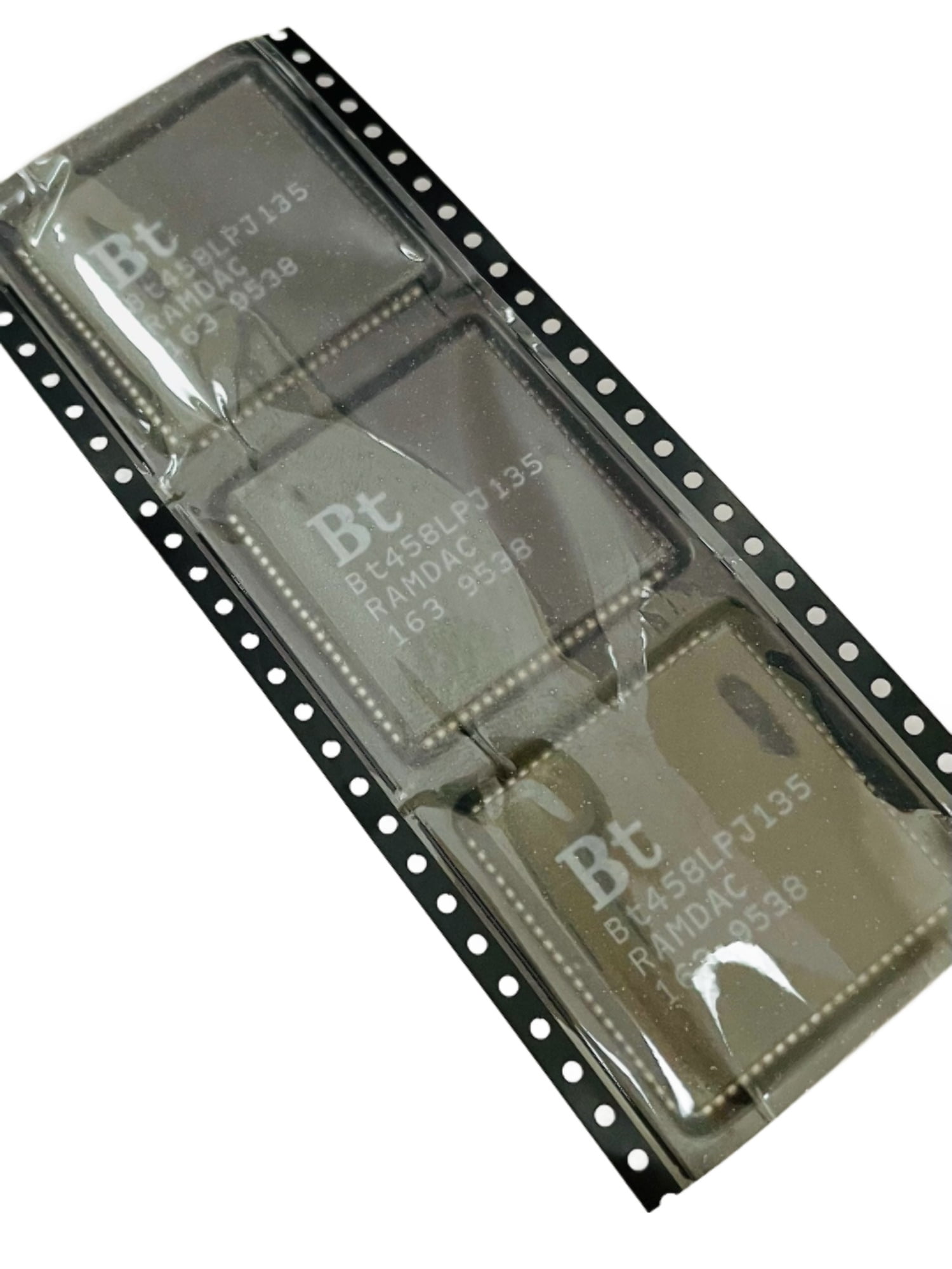 BT458LPJ135 Digital Analog Converter, Triple, 8 Bit, 84 Pin, PLCC ...