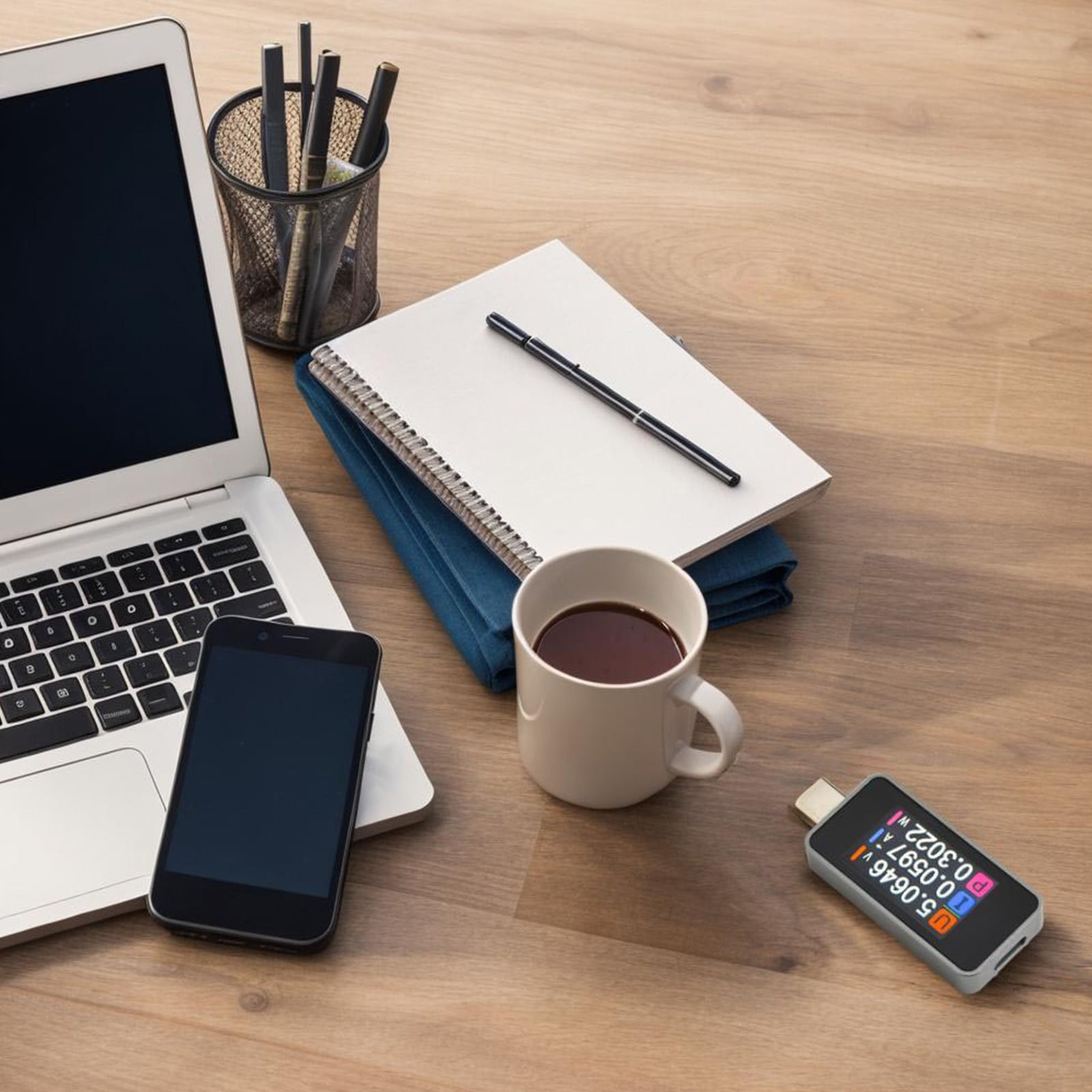 BTOER USB C Power Meter USB Multimeter 4.6-28V 0-8A Voltmeter Ammeter ...