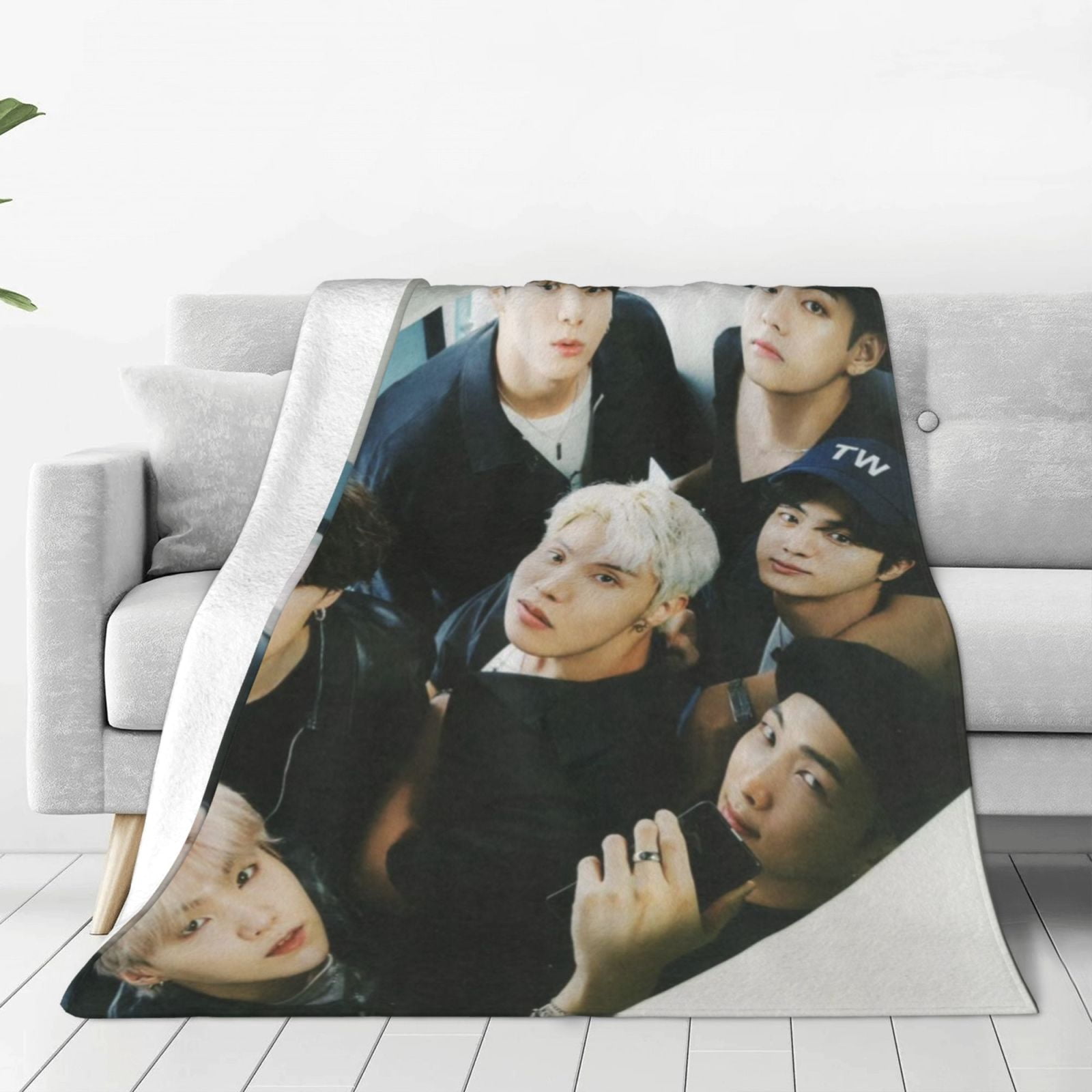 BTS Blanket K-POP Air-conditioning Quilt for Bed Sofa Camping Trips ...