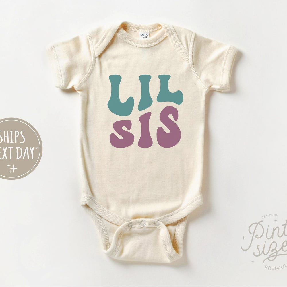 Baby Bodysuit BELLA CANVAS Lil Sis Baby Onesie - Cute Retro Sister Bodysuit - Natural Little ...