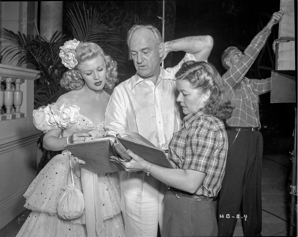 Backstage during the filming of Heartbeat Photo Print (8 x 10 ...