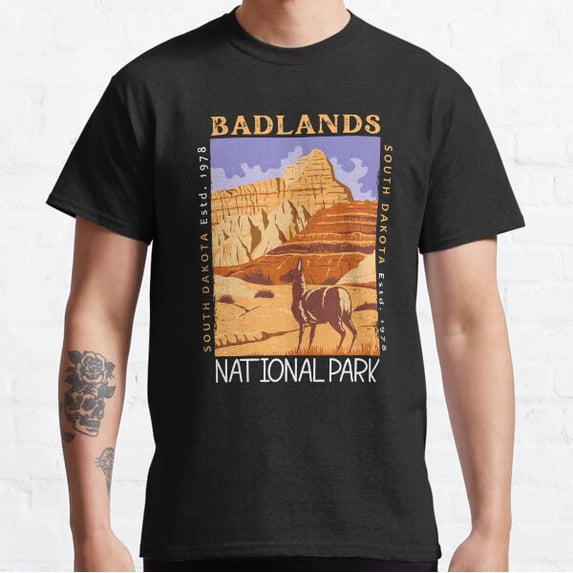 Badlands National Park South Dakota Distressed Classic T-shirt ...