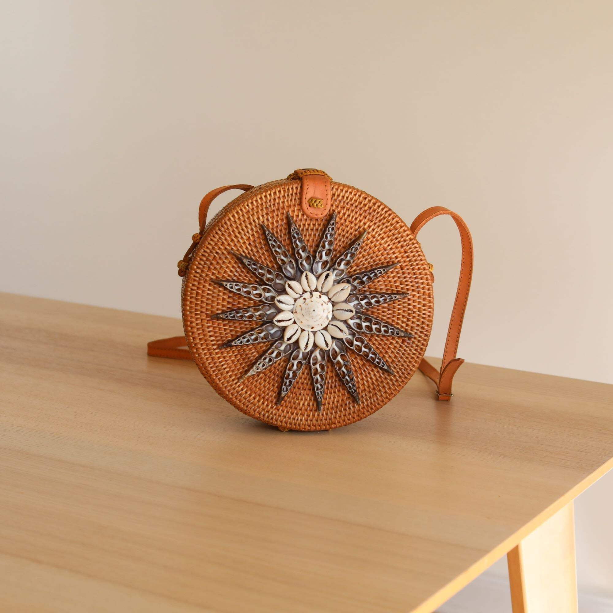 Bali Seashell Rattan Crossbody Bag - Luna - Walmart.com