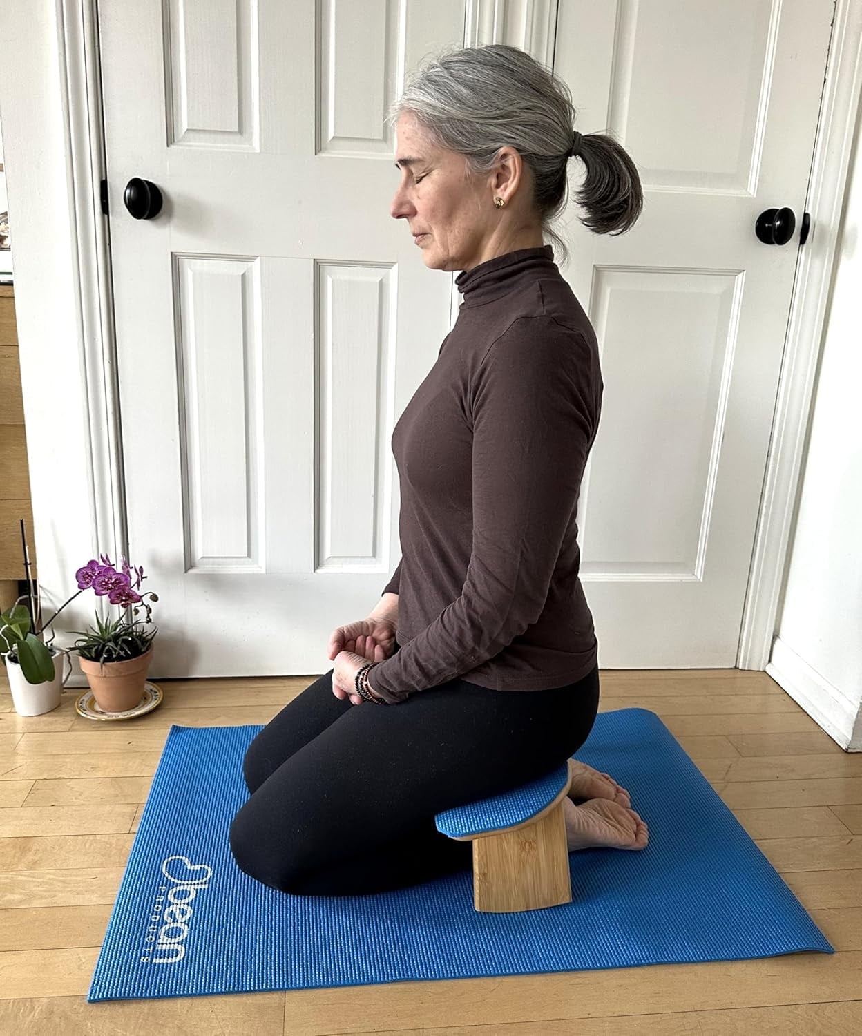 Bamboo Foldable Meditation Bench – Supportive and Portable Kneeling ...