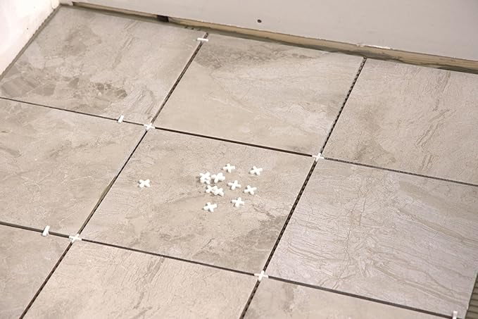 Barwalt 11150 Precision Tile Spacers - 3/8 Inch T Reg Box - 300 Pieces ...