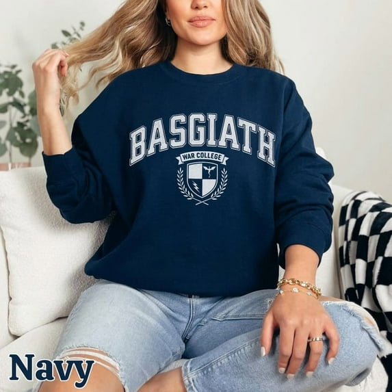 Basgiath War College Crest Graphic Vintage Academy Style Unisex Top ...