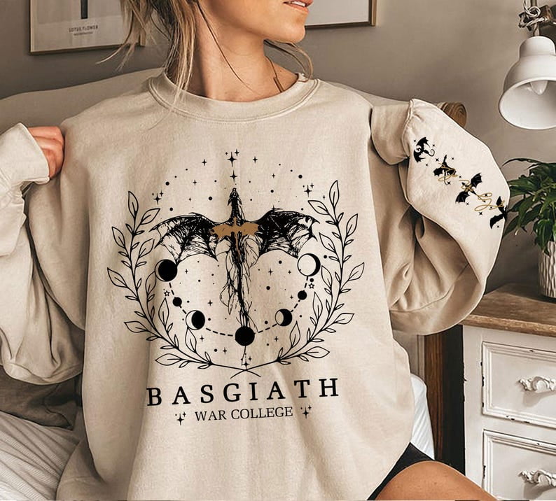 Basgiath War College Sweatshirt, Violet Sorrengail, Fourth Wing ...