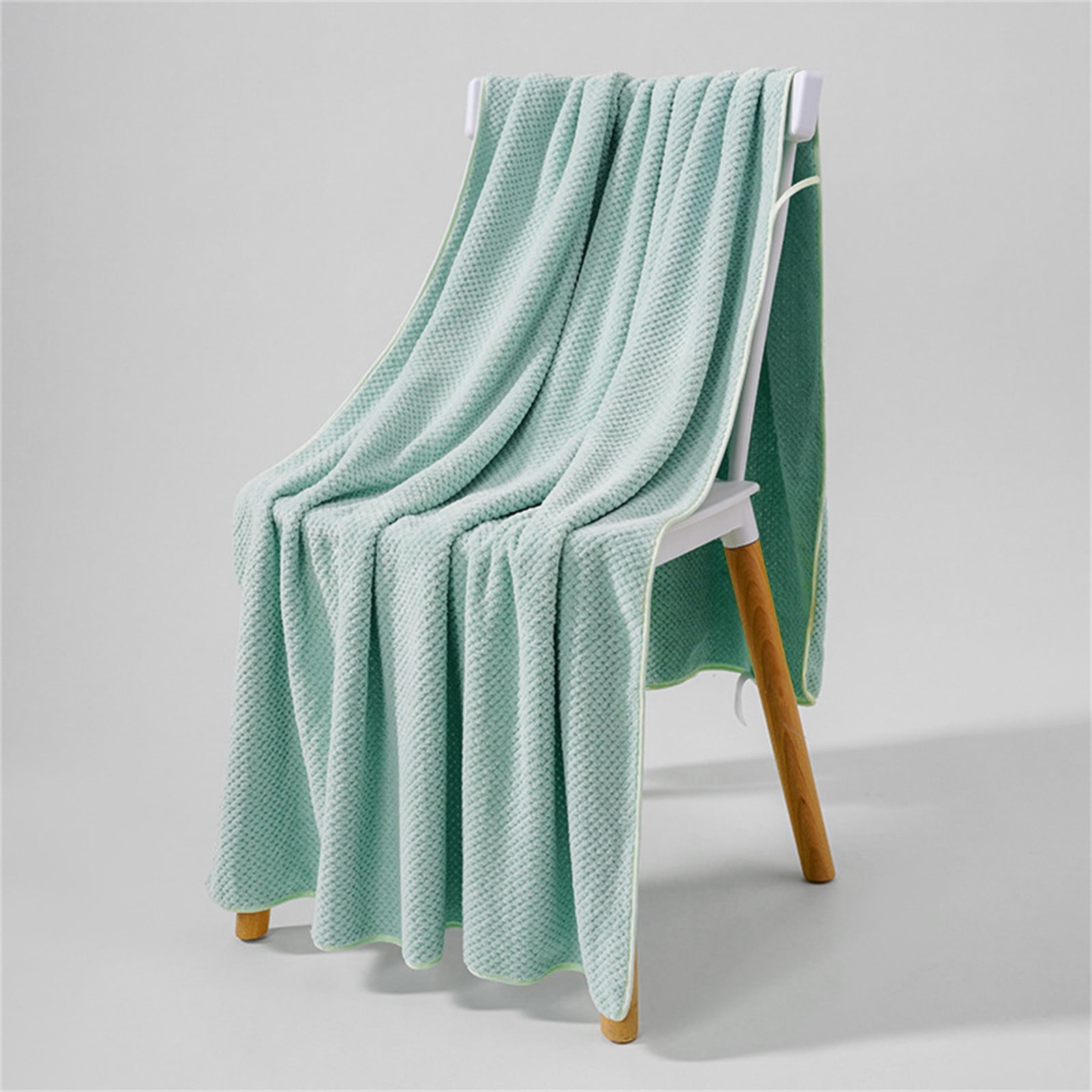 Bath Towel Coral Velvet Thickened Pineapple Check Towel Bath Towel ...