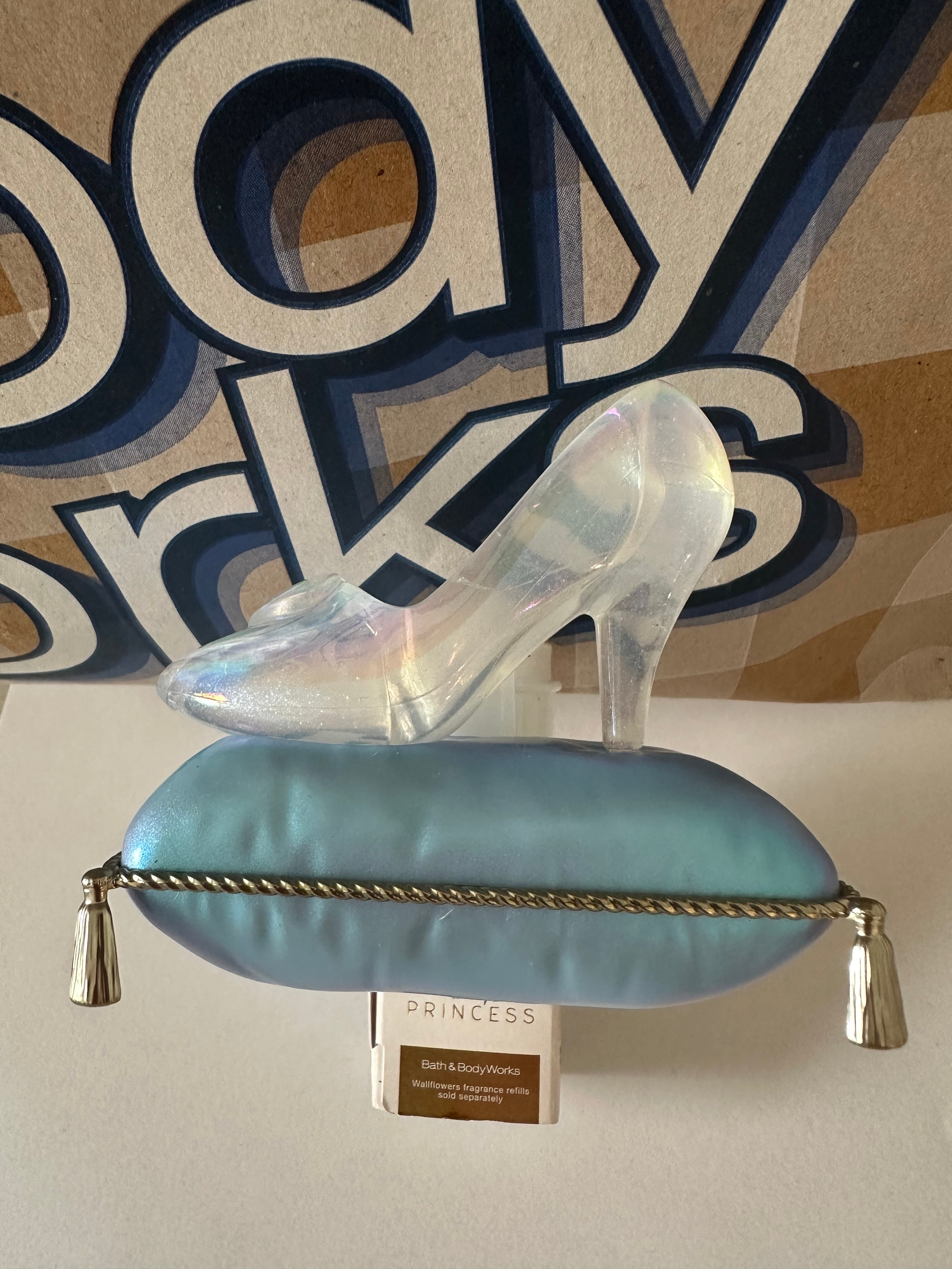 Bath and Body Works Cinderella Slipper Wallflowers Scent Control ...
