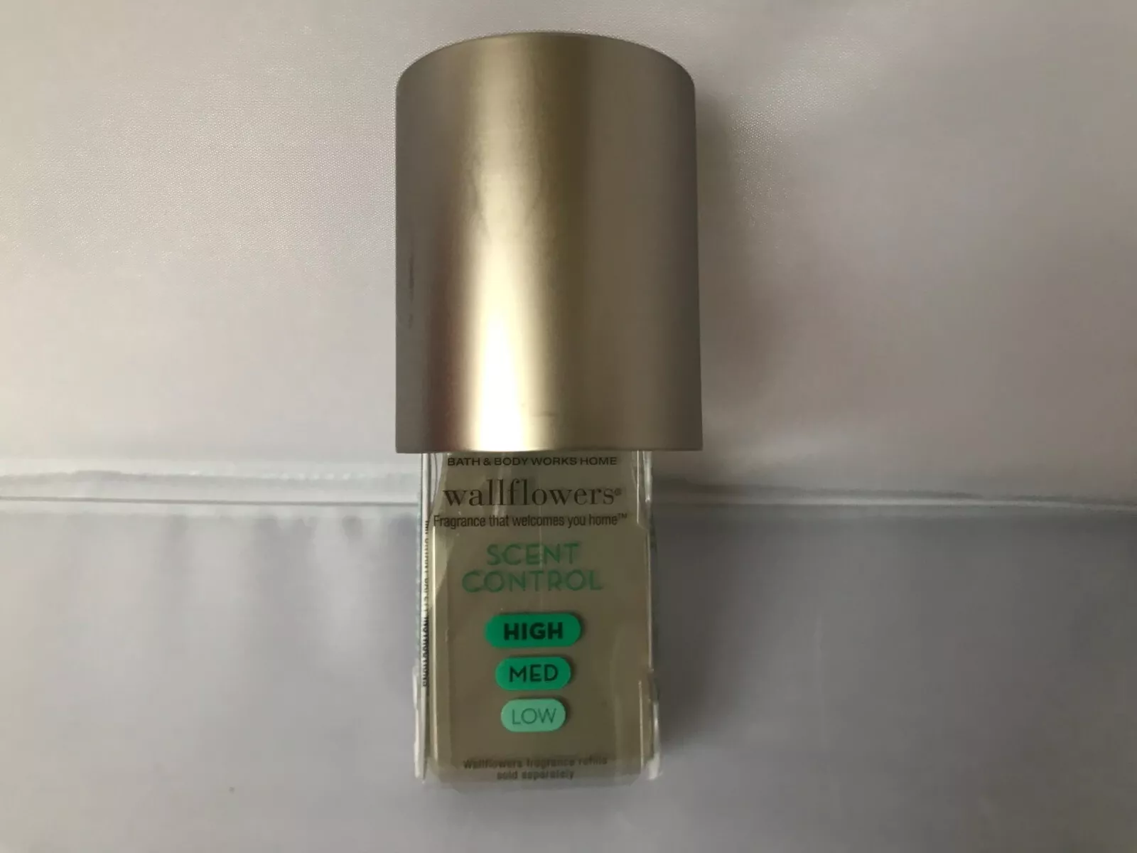 Bath and Body Works Silver Metallic Wallflowers Scent Control Fragrance ...