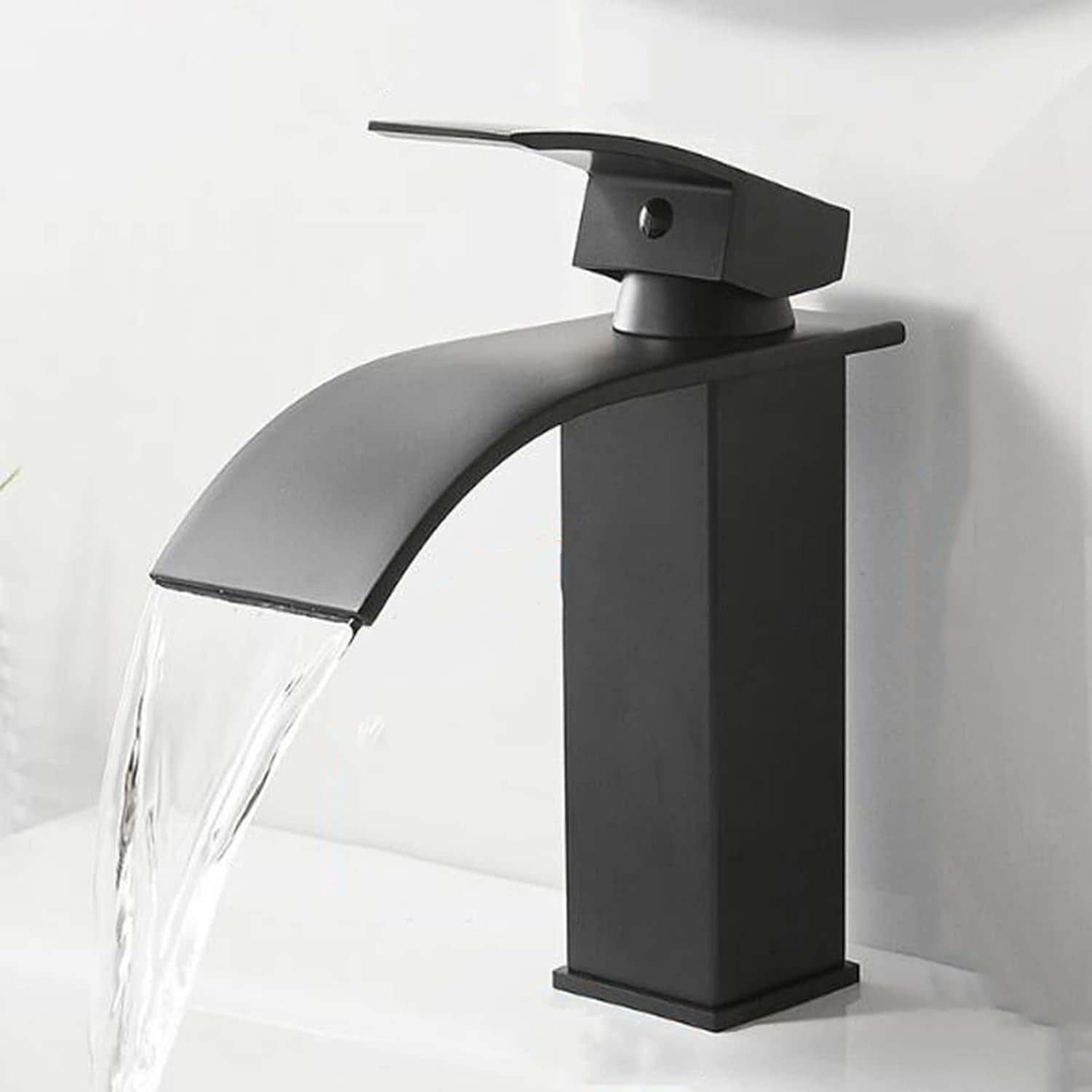 Bathroom Basin Faucet Waterfall Single Hole Hot Water and Cold Water ...