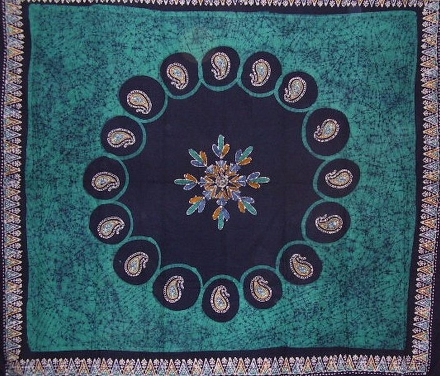 Batik Tapestry Cotton Bedspread 108" x 88" Full-Queen Green - Walmart.com