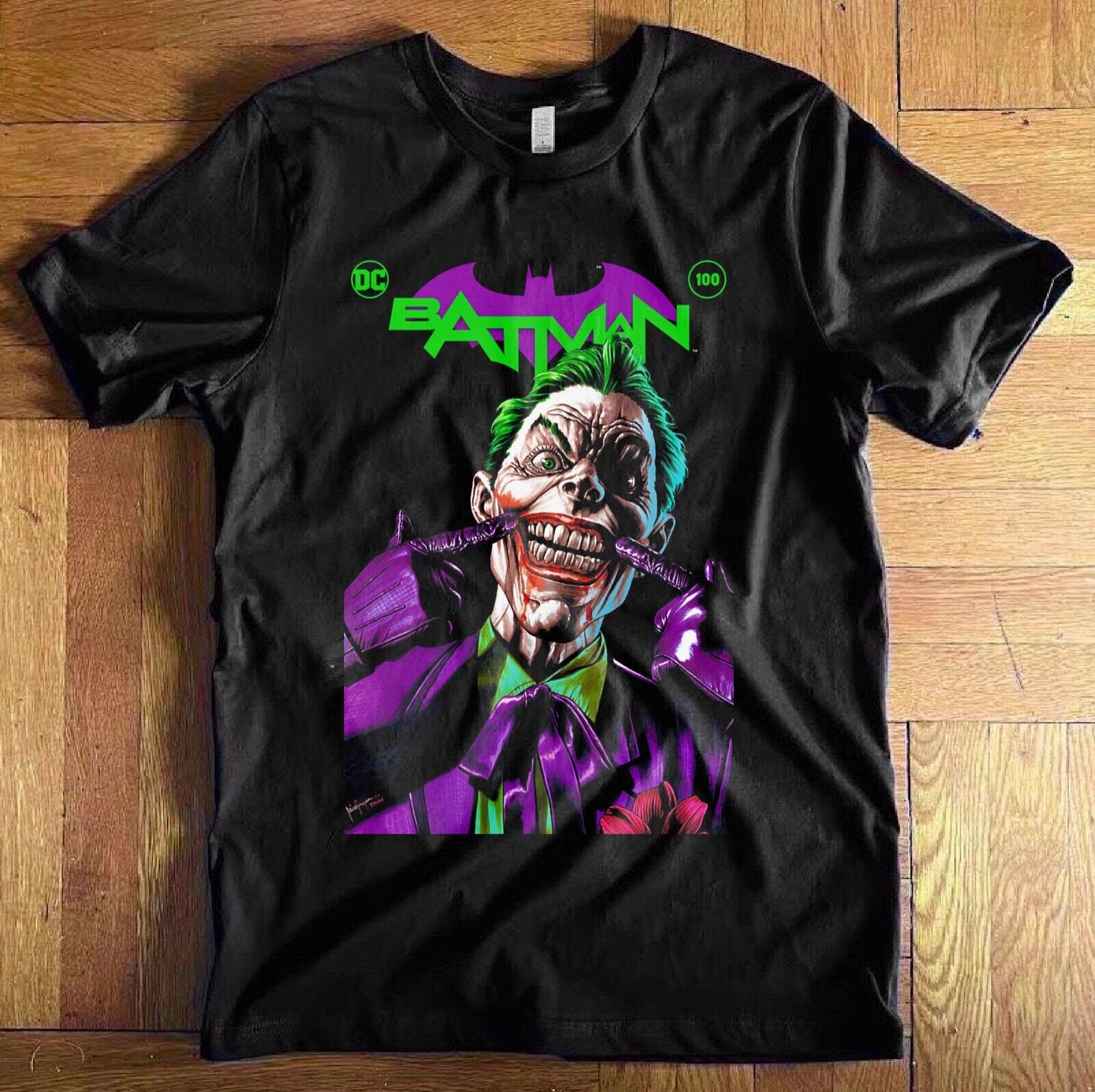 Batman Unisex T-shirt (Bella Canvas) - Walmart.com